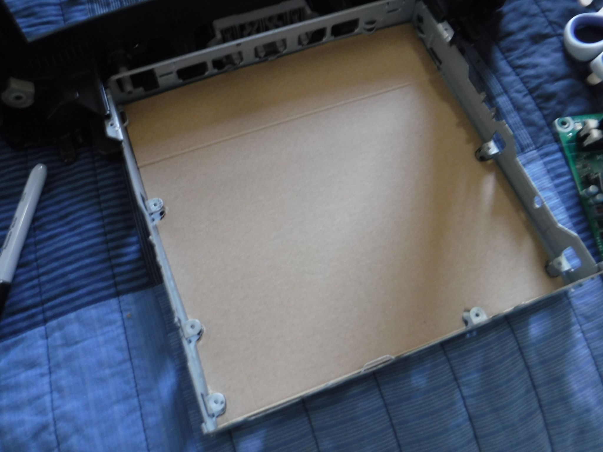 Repurposing an Old Monitor : 6 Steps (with Pictures) - Instructables