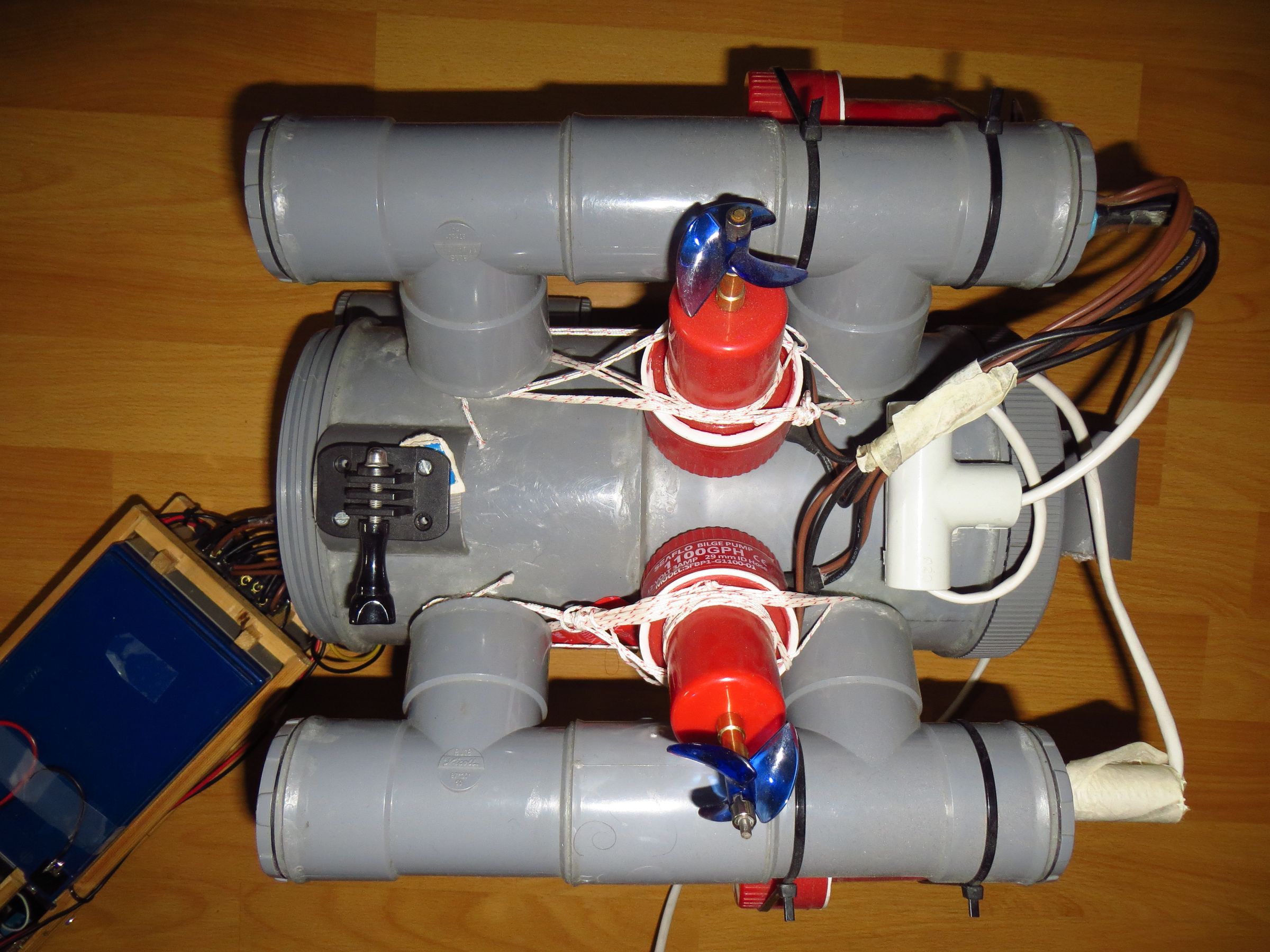 Build Your Own Underwater ROV From Scratch : 8 Steps (with Pictures ...