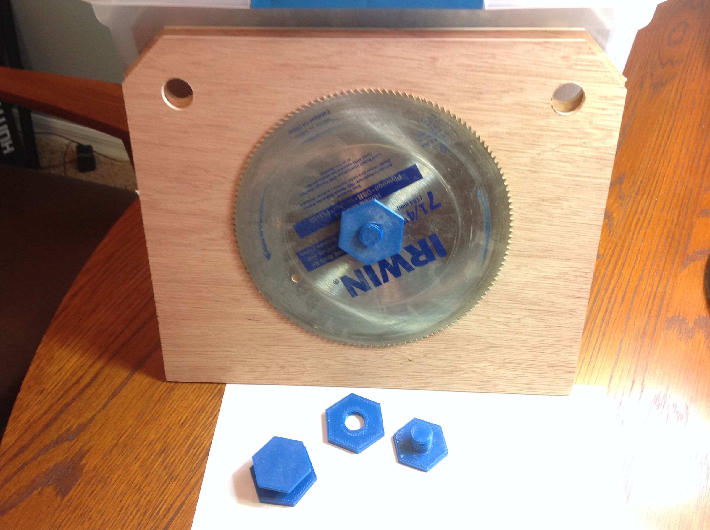 Simplified 10 Inch Saw Blade Storage : 3 Steps - Instructables