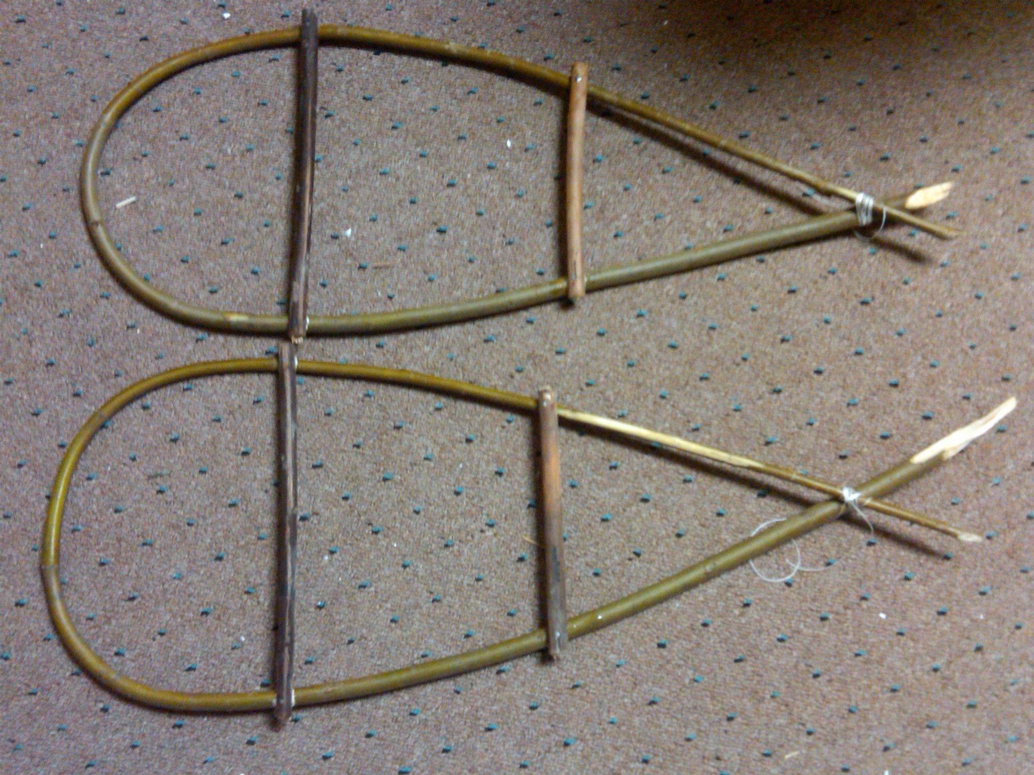 Duct Tape Snowshoes From Scratch : 14 Steps (with Pictures) - Instructables