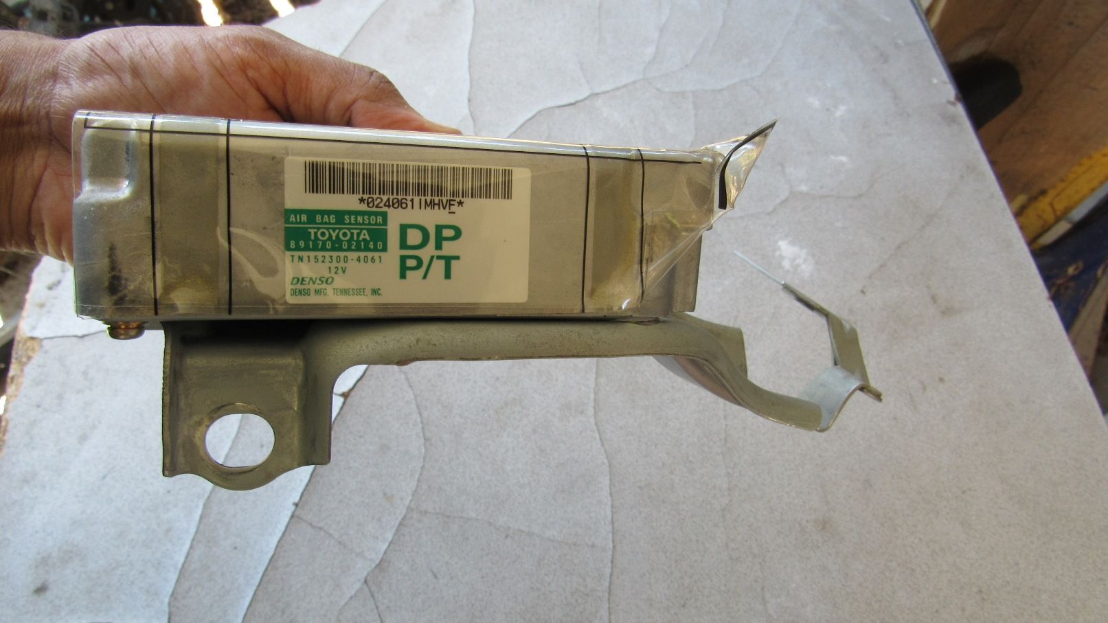 DIY: Reset Airbag Computer Crash Data : 8 Steps (with Pictures) - Instructables