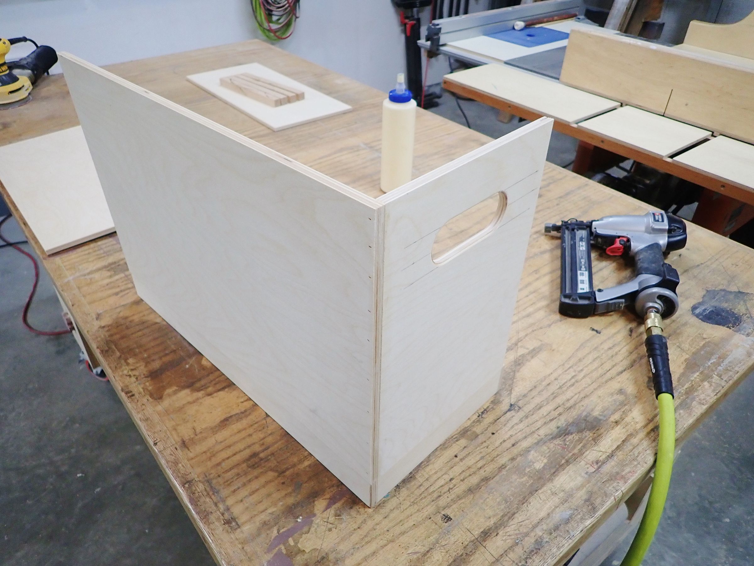 How to Make a Custom Sewing Machine Case : 18 Steps (with Pictures ...