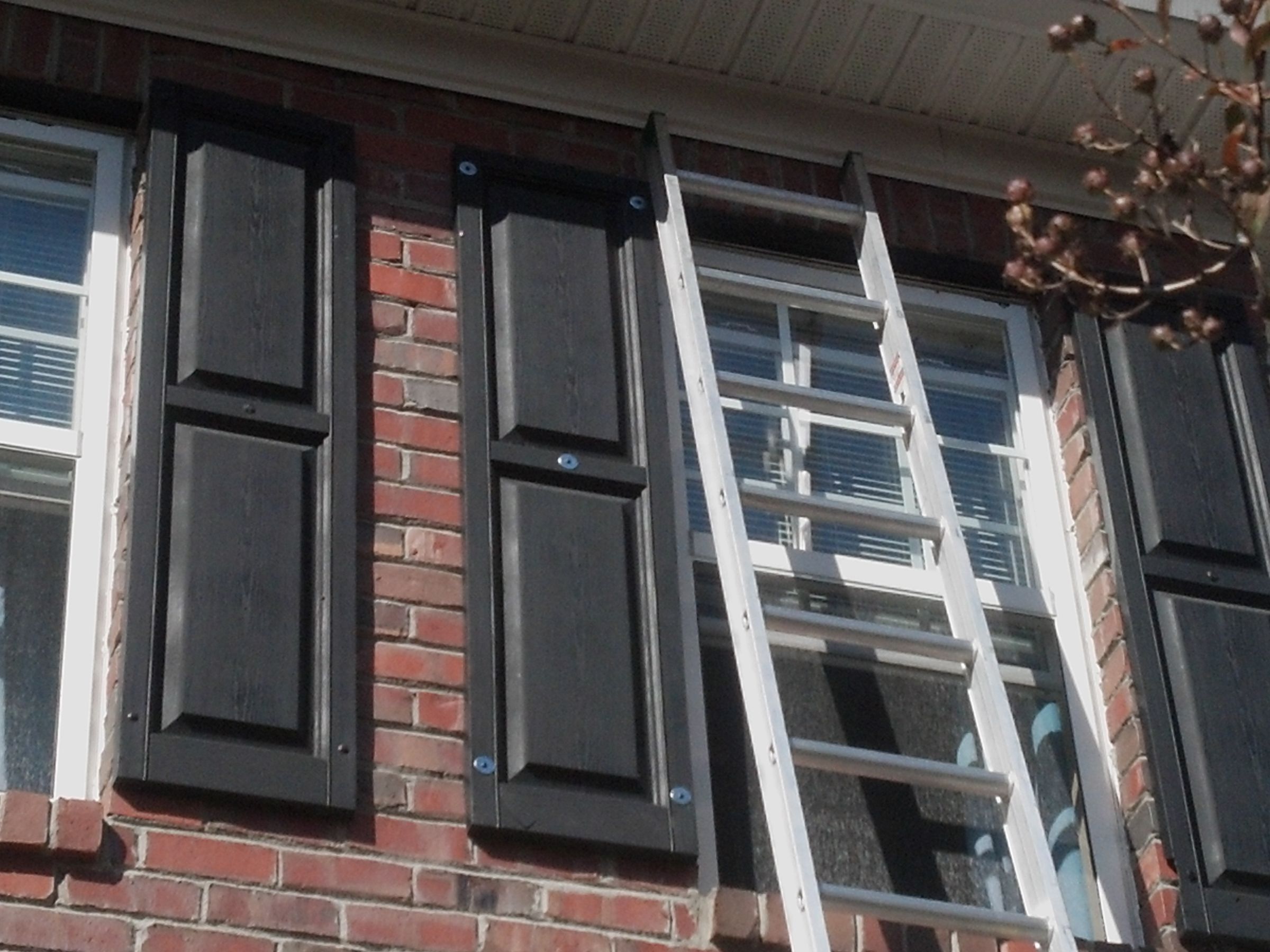 Reattaching Faux Shutters - Permanently : 3 Steps - Instructables