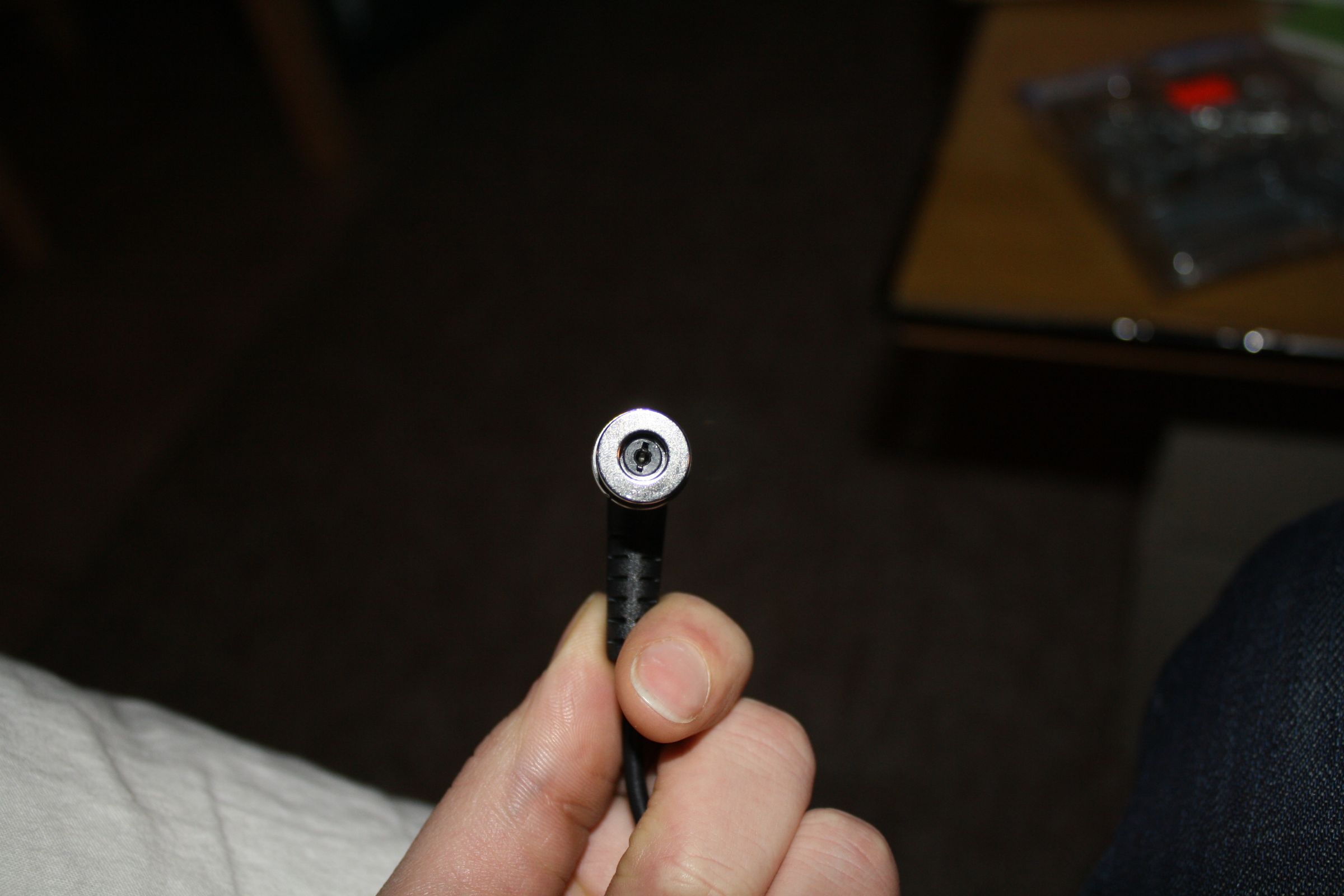 MagSafe for the Rest of Us: a DIY Magnetic Power Adaptor : 8 Steps ...