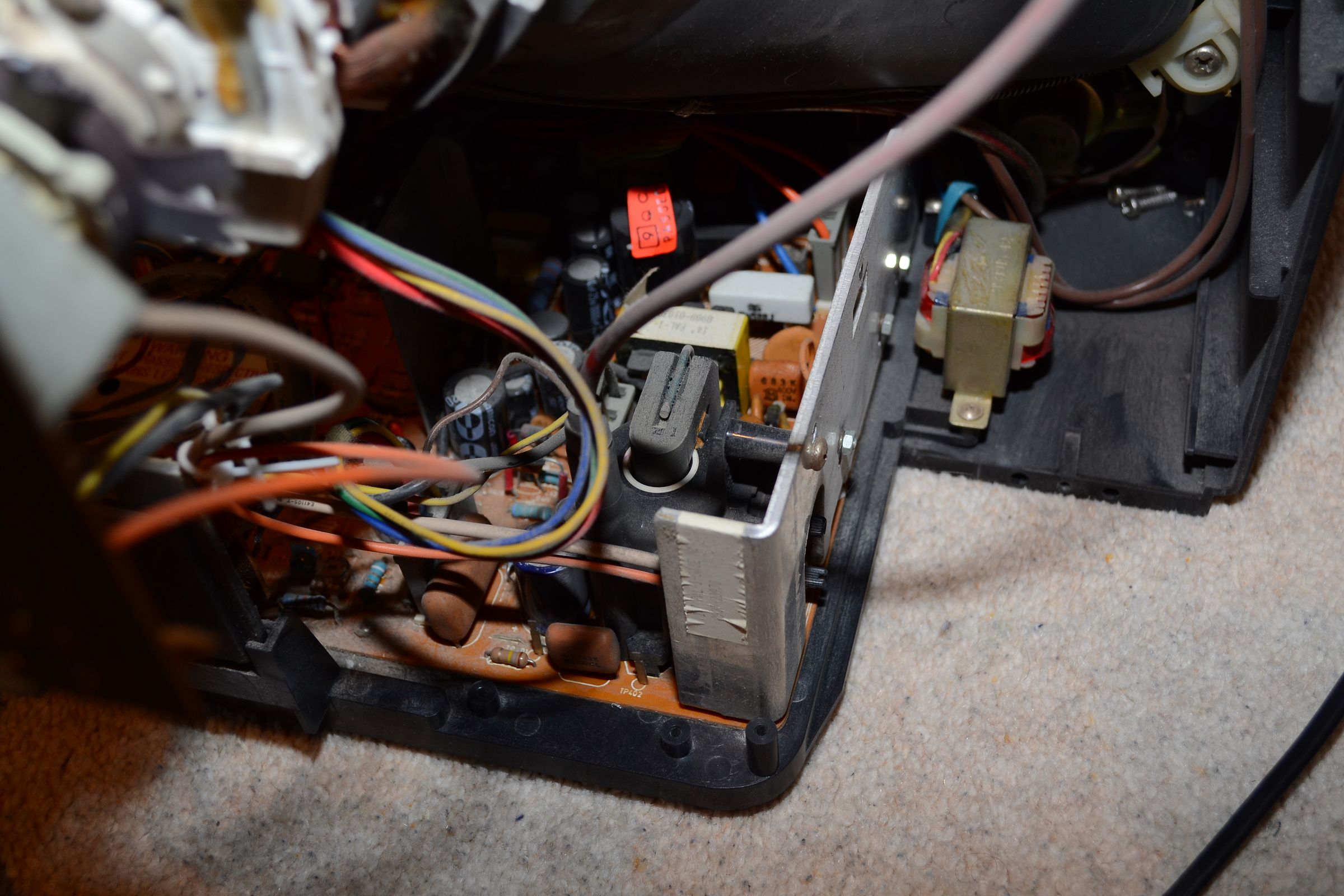 Flyback Transformer Driver for Beginners : 11 Steps (with Pictures ...