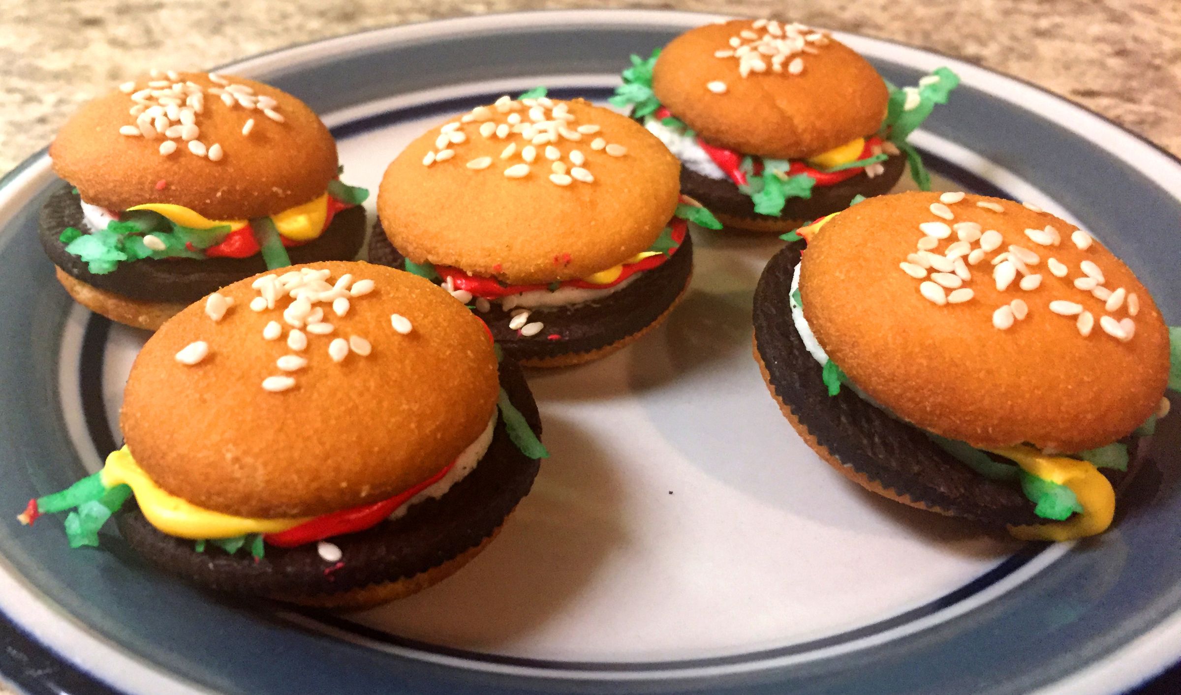 Mini Hamburger Cookies : 18 Steps (with Pictures) - Instructables