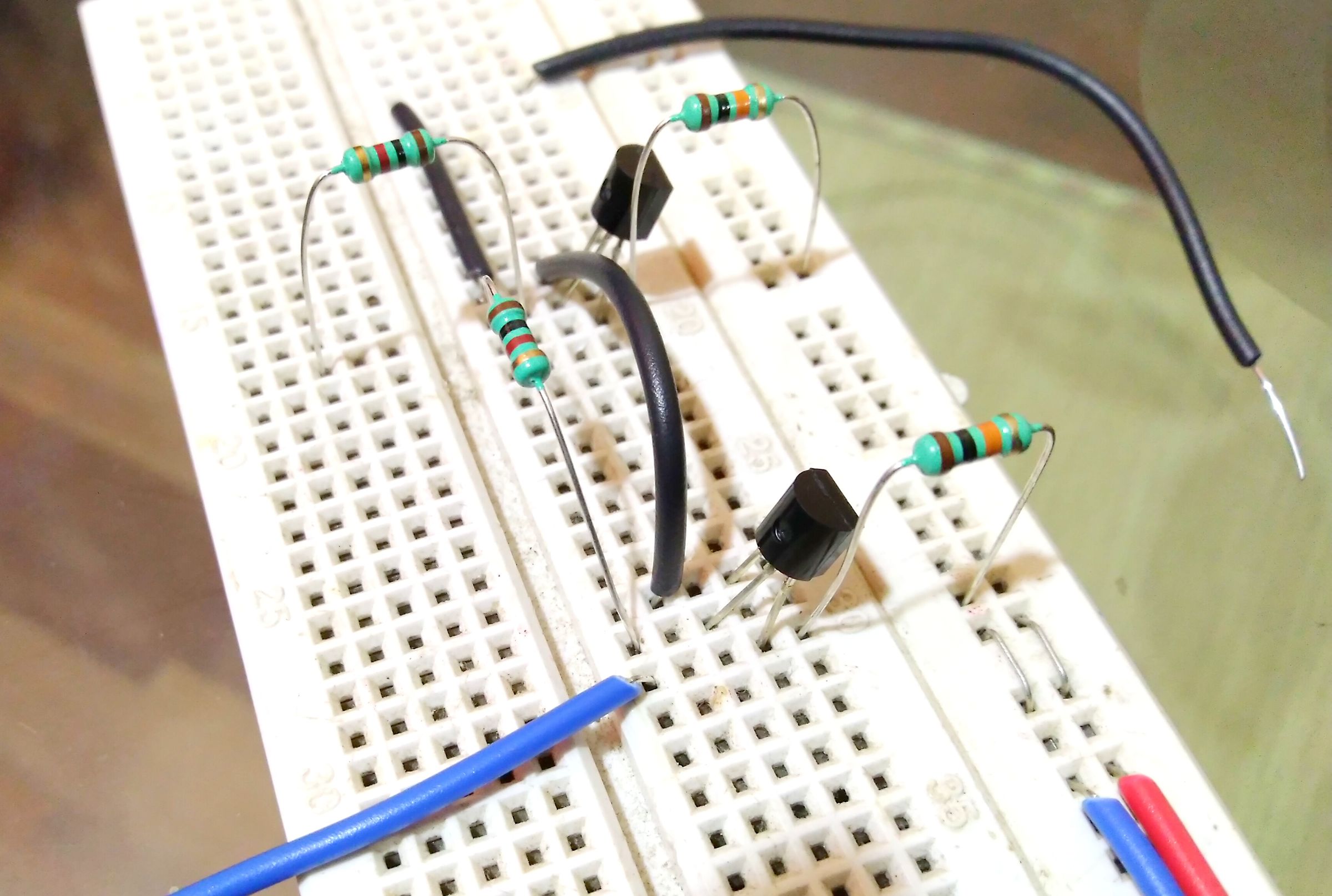 DIY 5v to 3.3v Logic Level Shifter : 3 Steps - Instructables