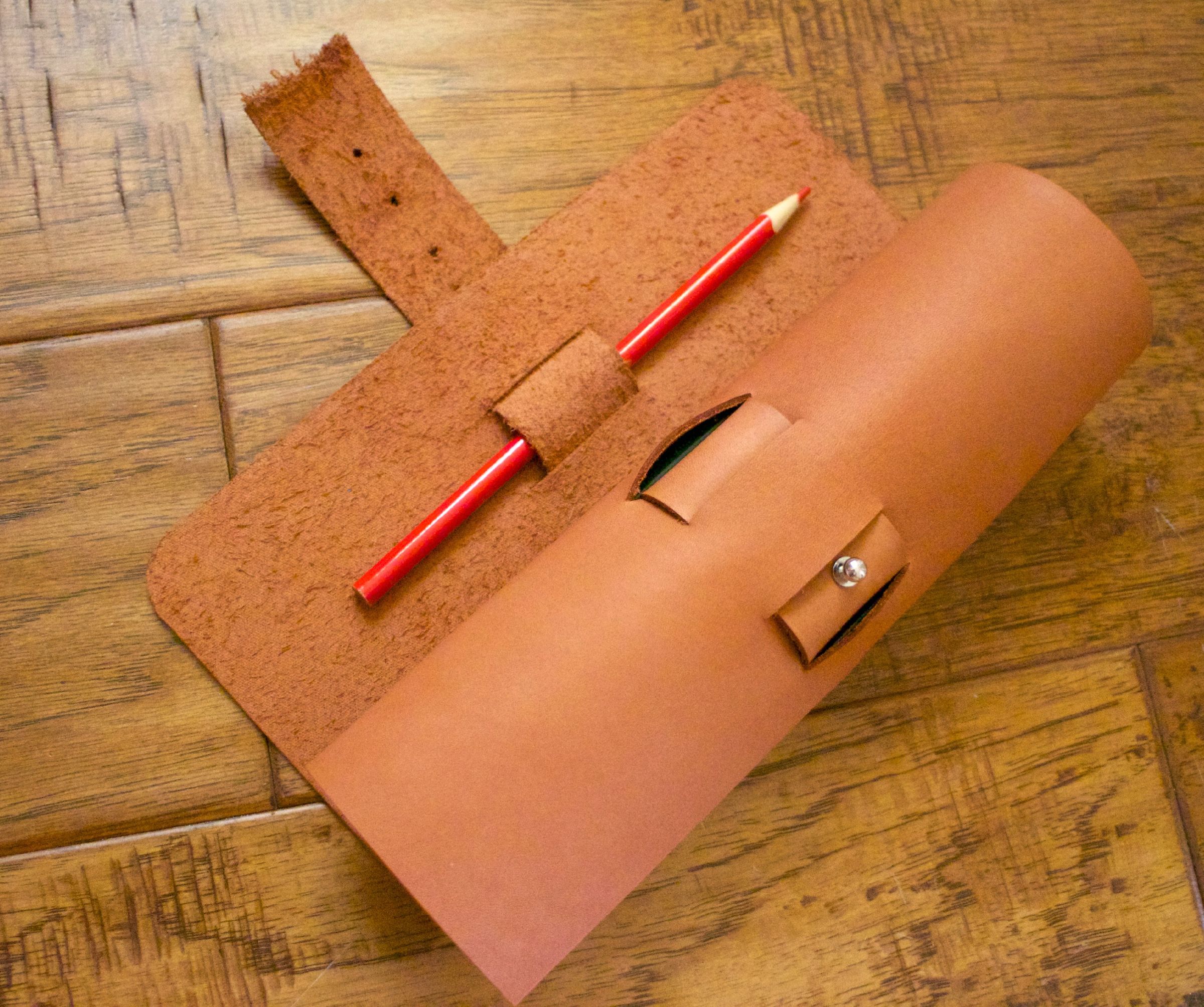Roll Up Leather Pencil Case : 11 Steps (with Pictures) - Instructables