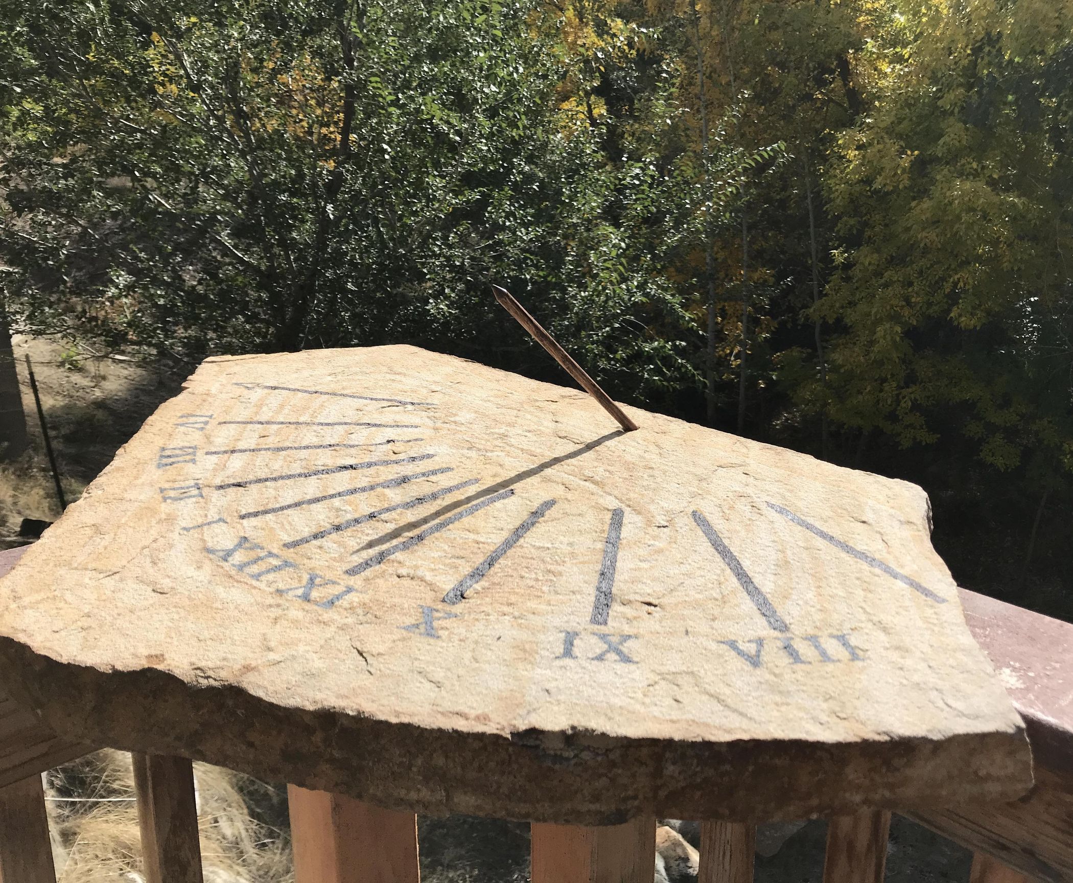 Sundial Rock for the Garden : 9 Steps (with Pictures) - Instructables