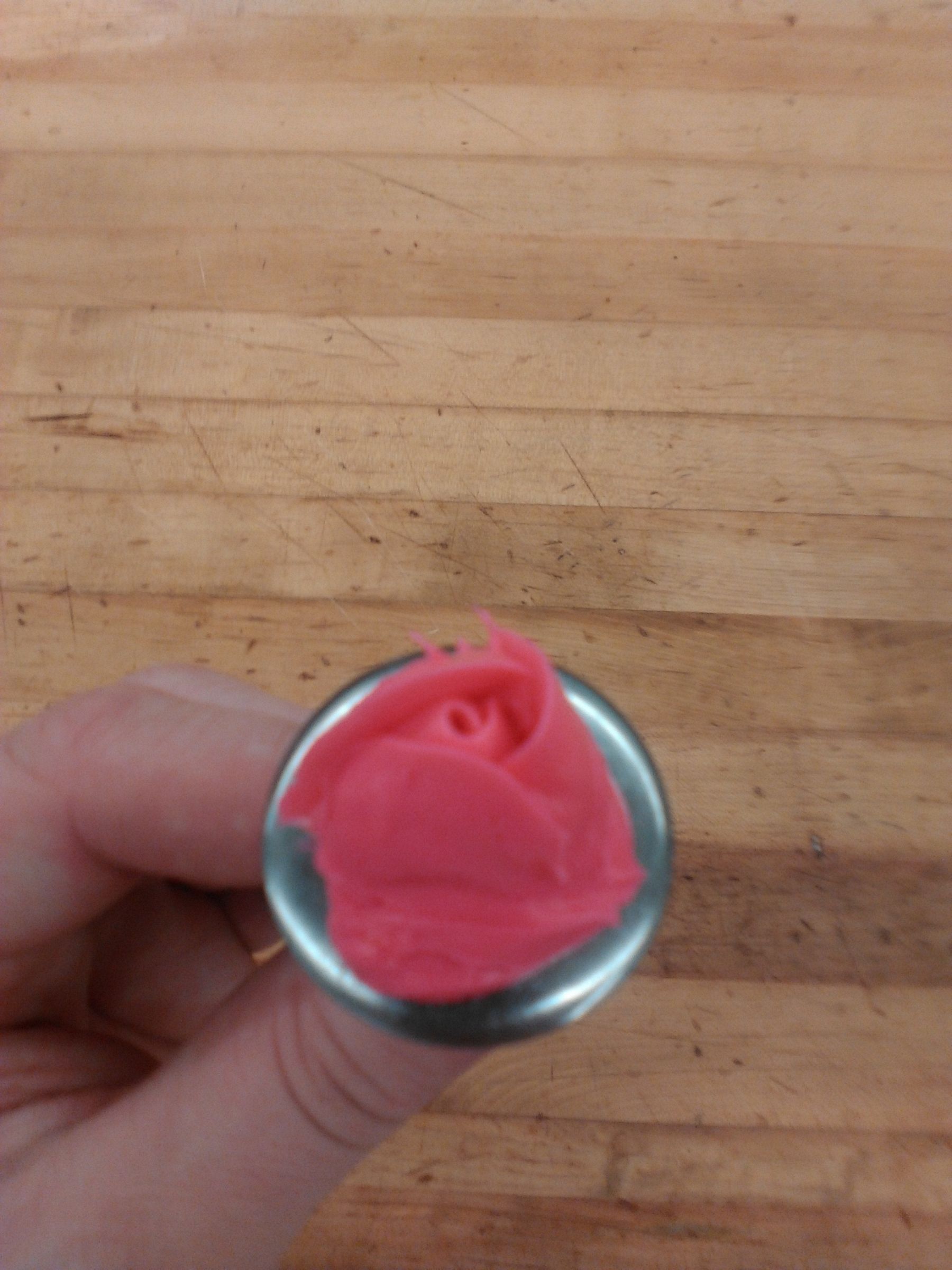How to Pipe a Rose : 9 Steps (with Pictures) - Instructables