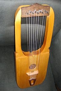 Sutton-Hoo Lyre or a Saxon Lyre : 6 Steps (with Pictures) - Instructables