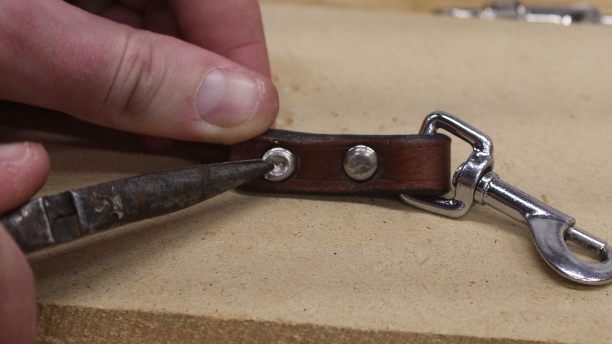 How to Replace the Clasp on a Leather Dog Leash : 4 Steps - Instructables