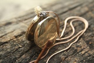 How to Make a Vintage Locket : 11 Steps (with Pictures) - Instructables