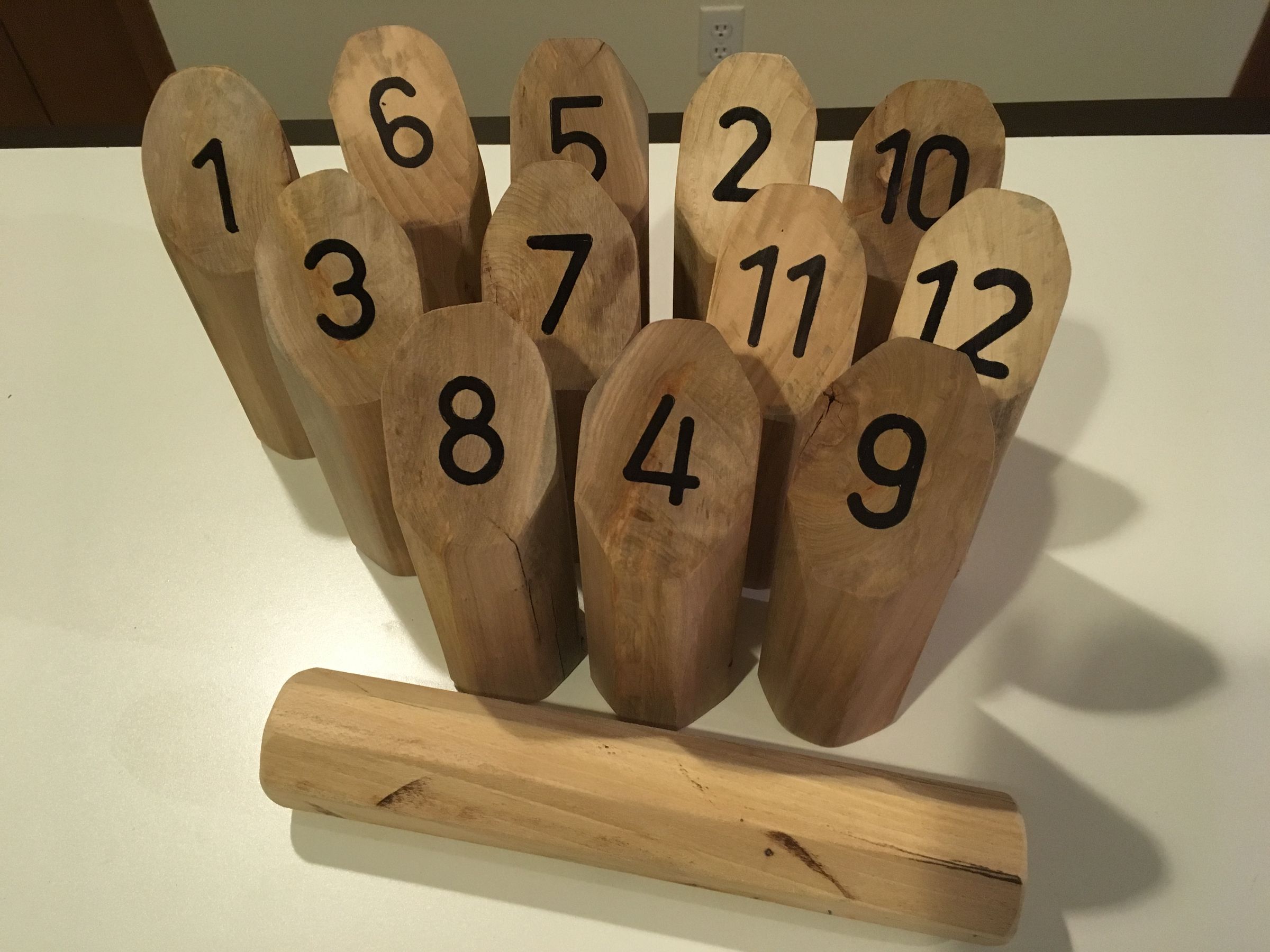 Making Molkky - an Outdoor Throwing Game With a Unique Carrying Case ...