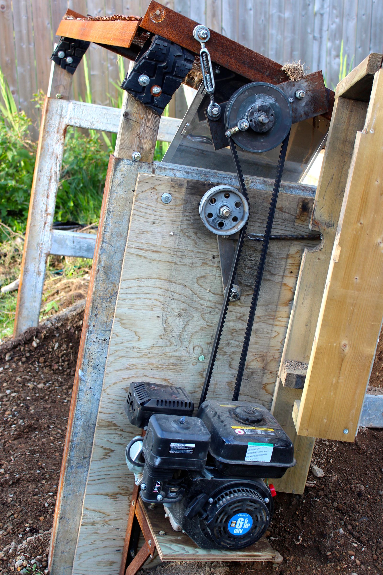 Homemade Soil Screener/sifter : 11 Steps (with Pictures) - Instructables