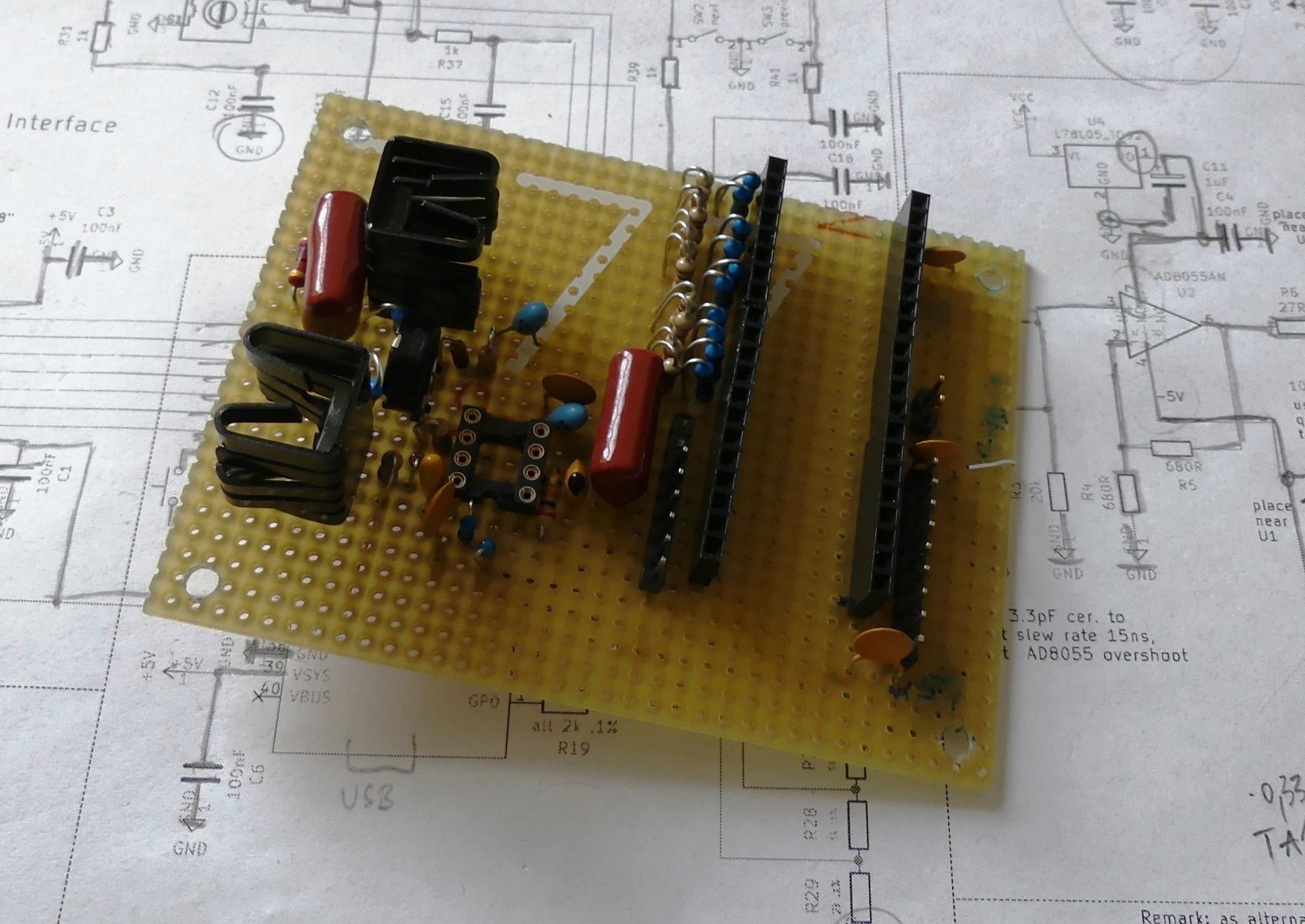 Poor Man's Waveform Generator Based on RP2040 Raspberry-pi-Pico Board ...