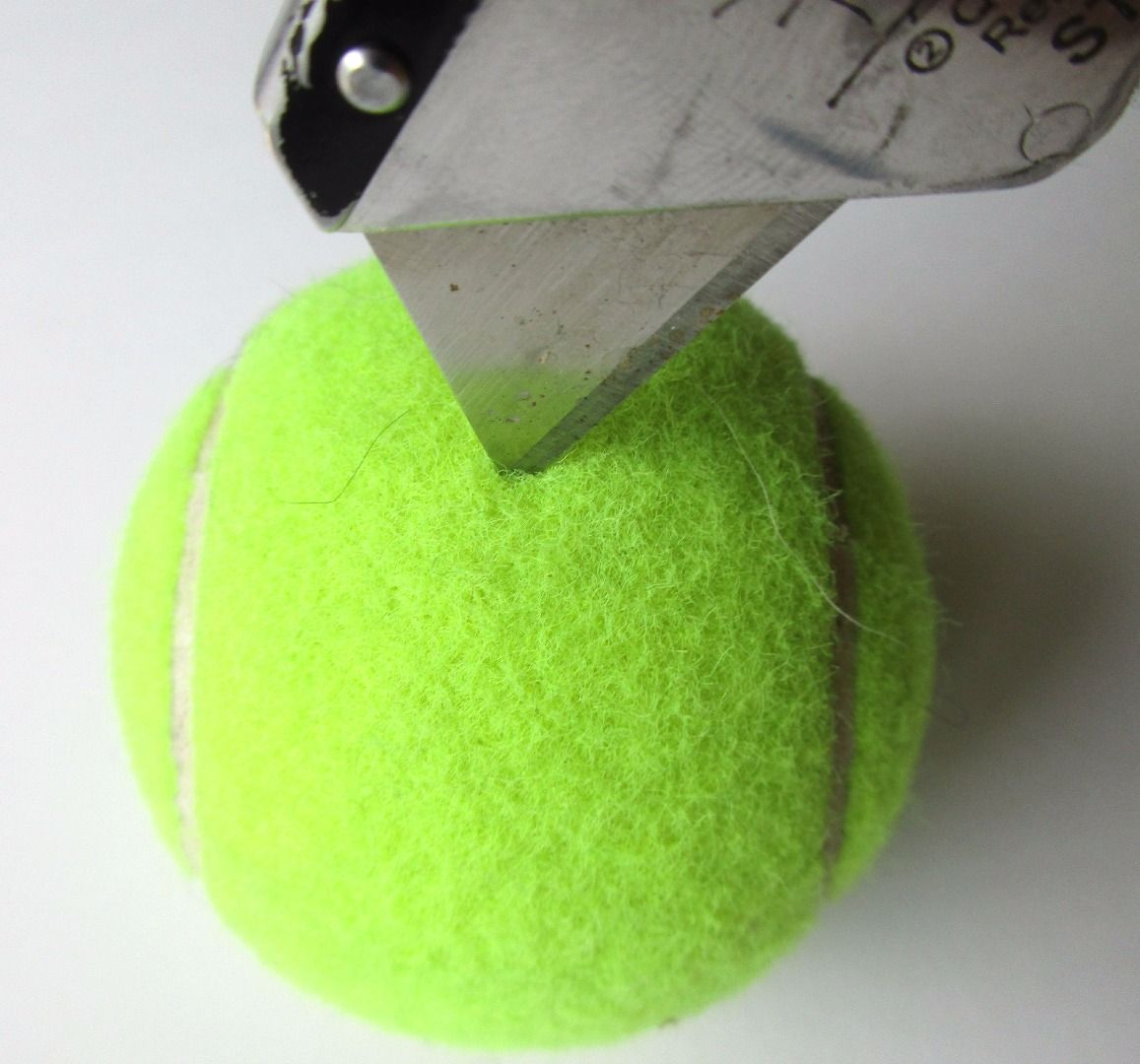 Mounting a Tennis Racquet : 4 Steps (with Pictures) - Instructables