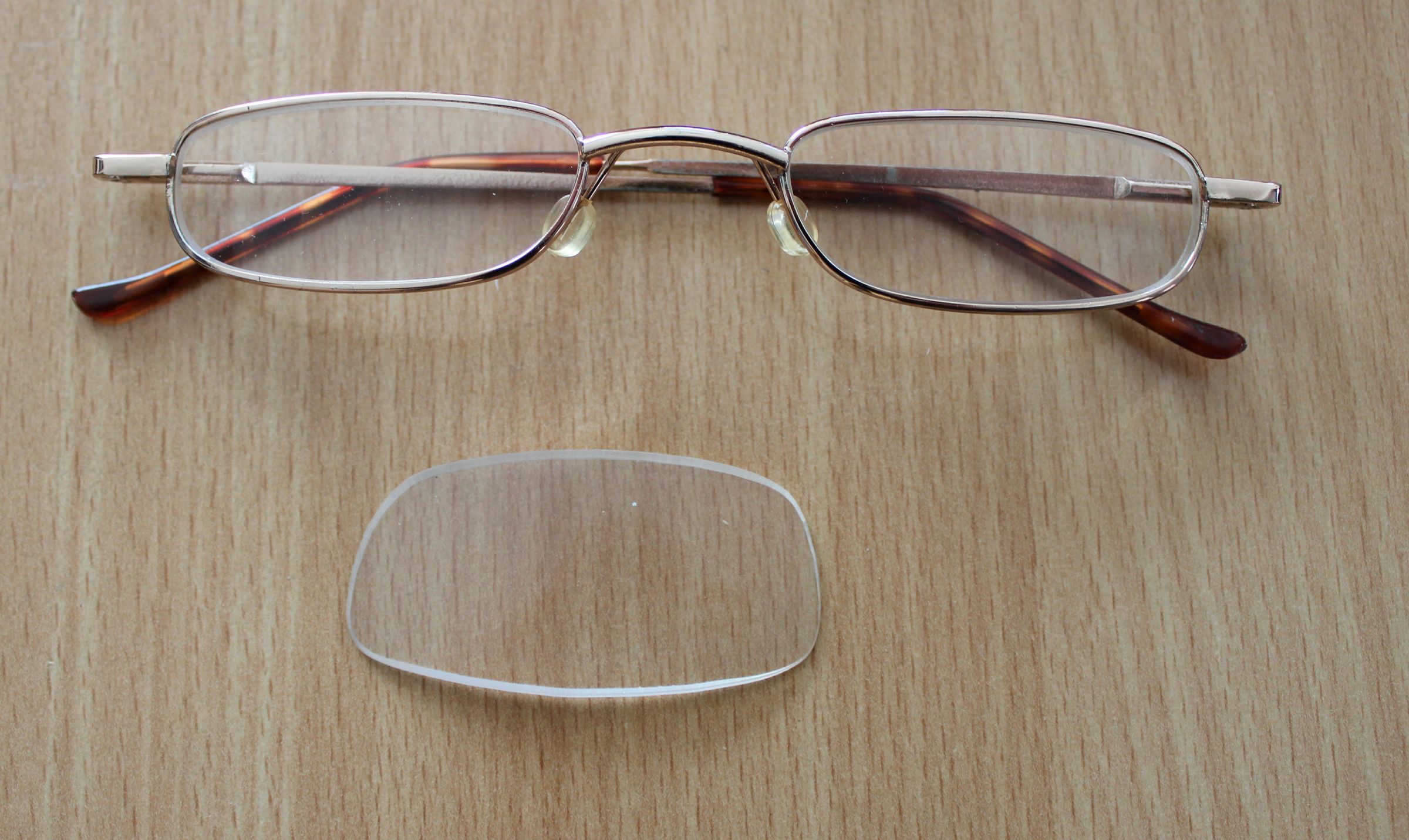 KISS Principle Monocle : 5 Steps (with Pictures) - Instructables