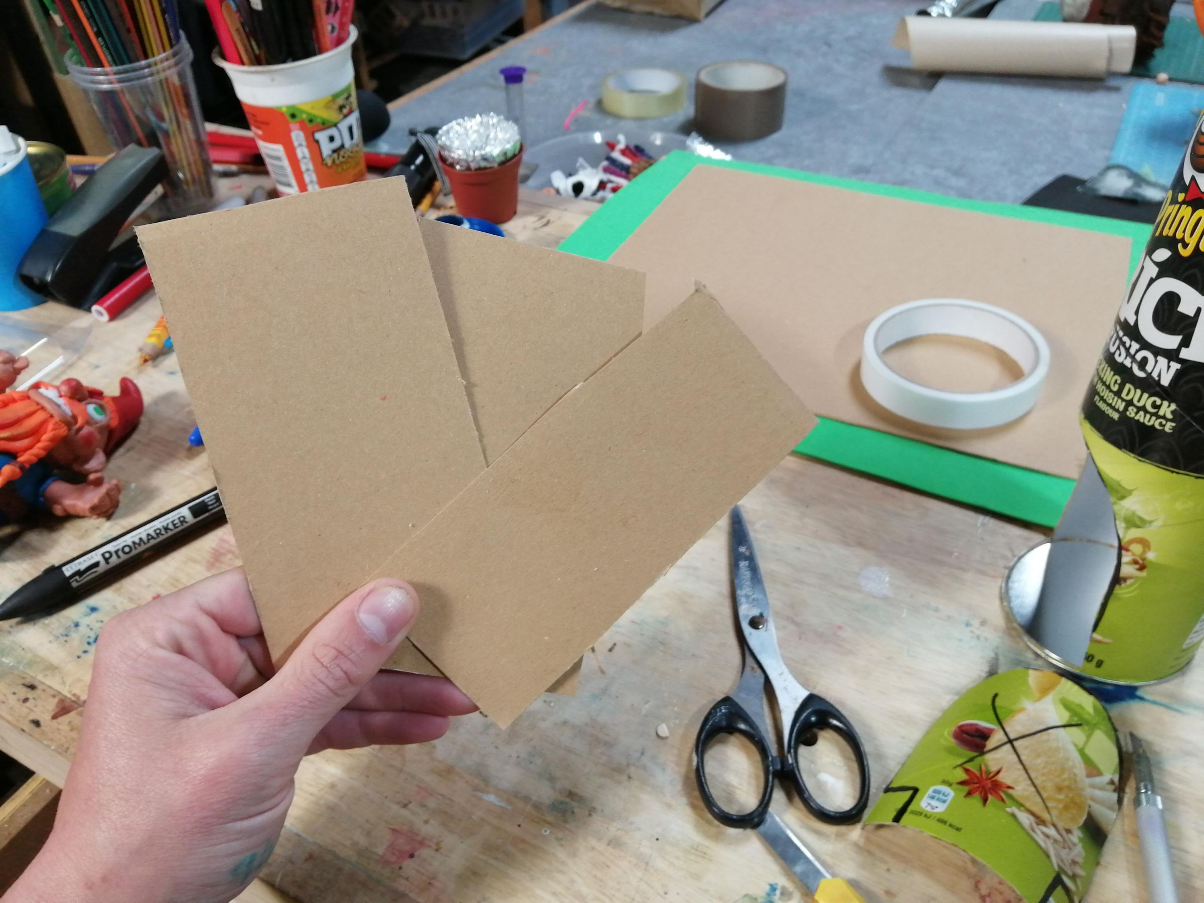 Pringles Tube Dice Tower : 9 Steps (with Pictures) - Instructables