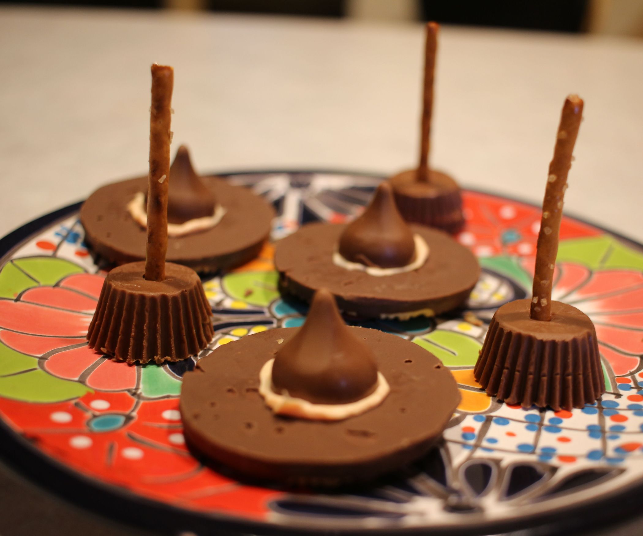 Witch Hat and Broom Treats : 3 Steps (with Pictures) - Instructables