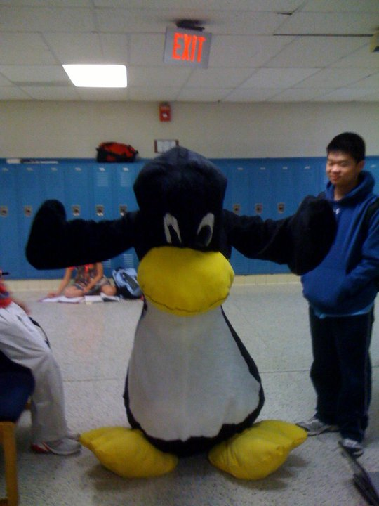 Tux the Linux Penguin Costume : 18 Steps (with Pictures) - Instructables