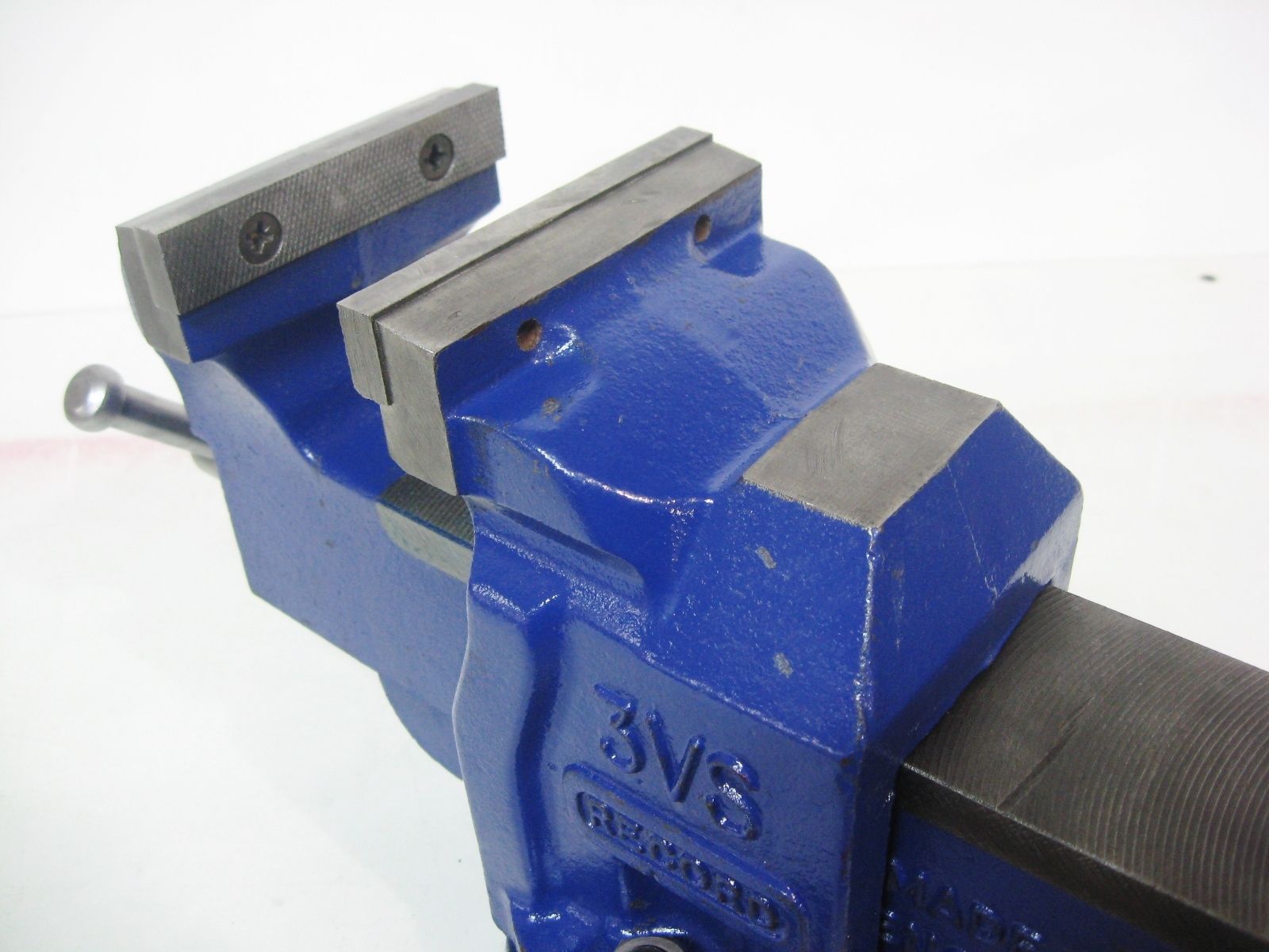 Height-Adjustable Portable Vise Stand : 22 Steps (with Pictures ...