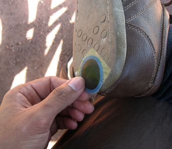 Desperate-quick-fix Your Shoe Sole : 5 Steps (with Pictures ...