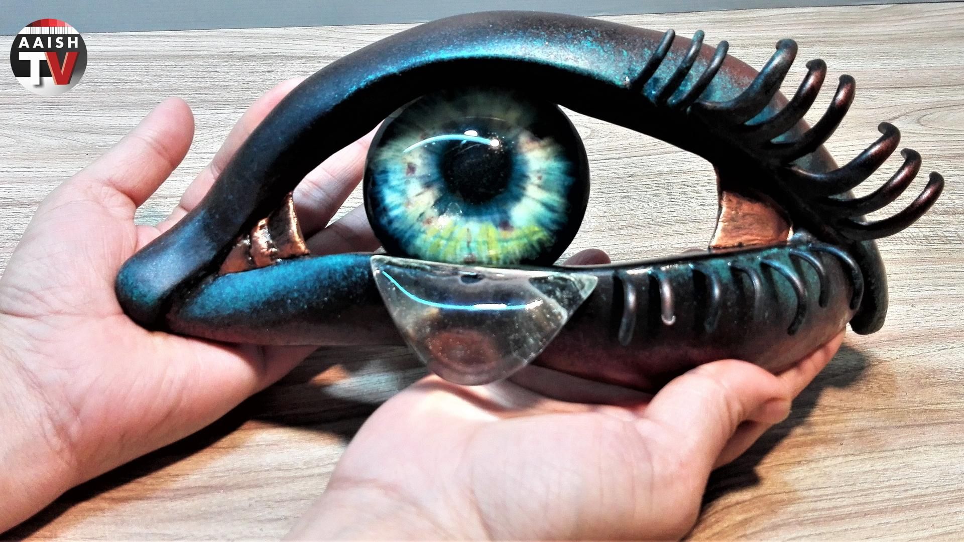 How to Make Eye Sculpture With Tear in Metallic Look | Resin Art ...