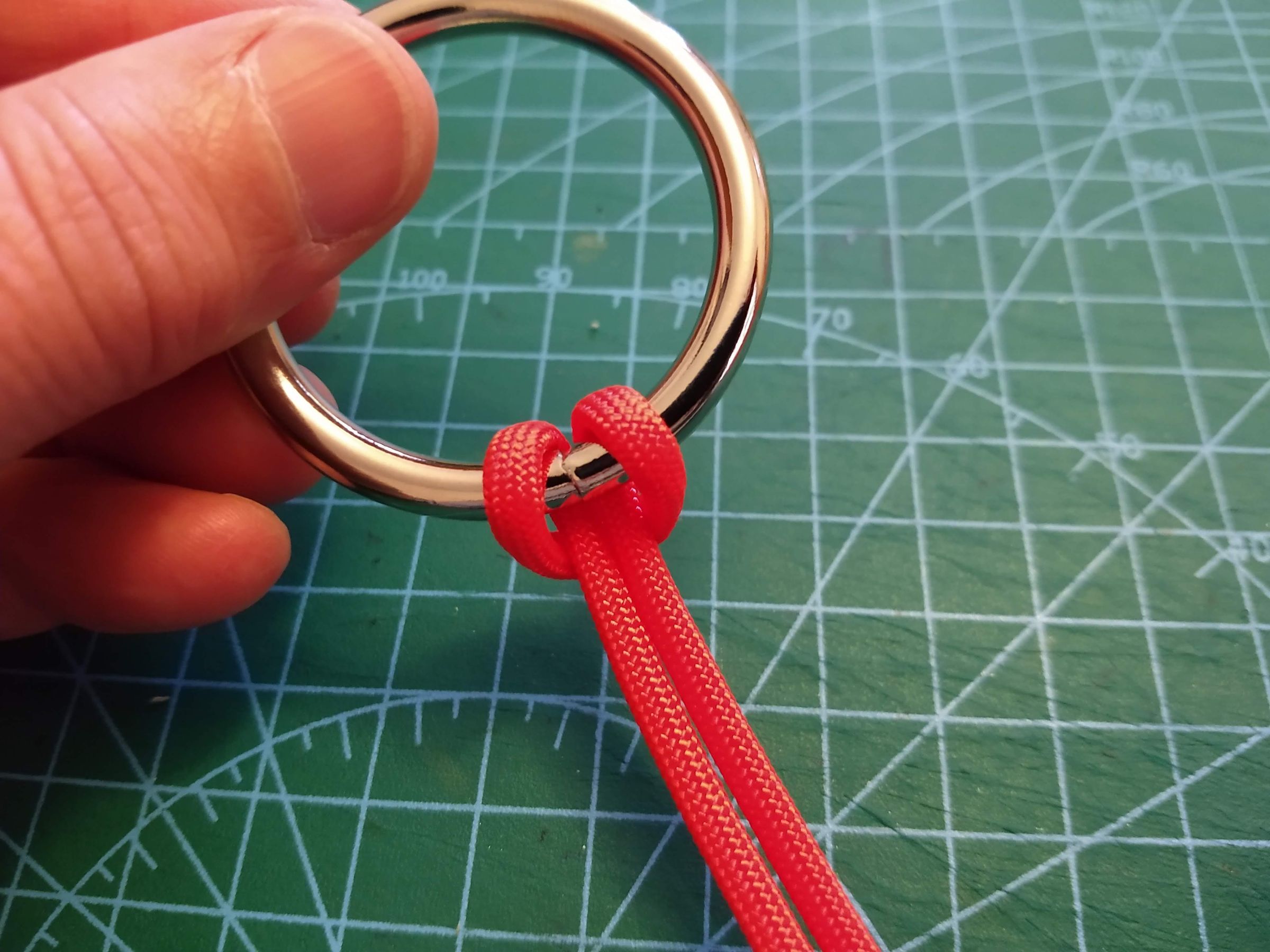 How to Make a Paracord Plant Hanger : 12 Steps (with Pictures ...