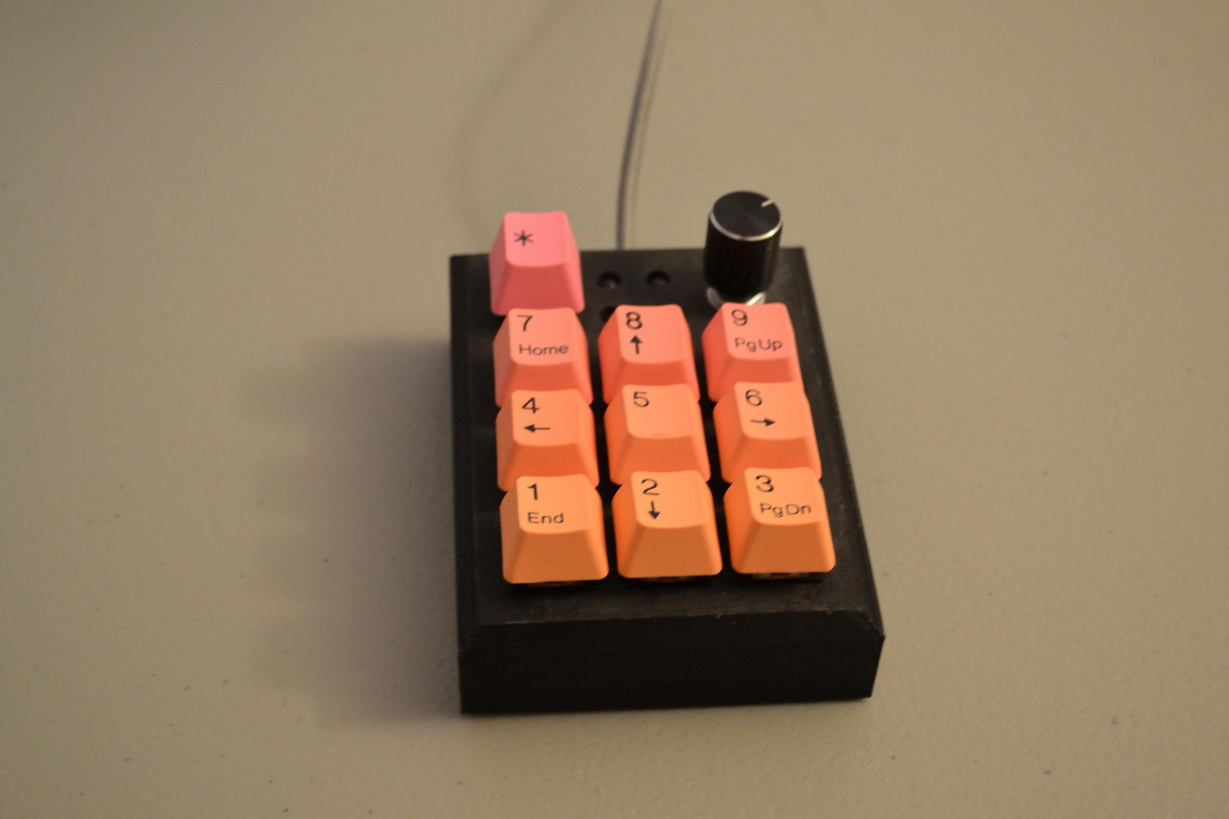 Programmable Macro Pad : 7 Steps - Instructables