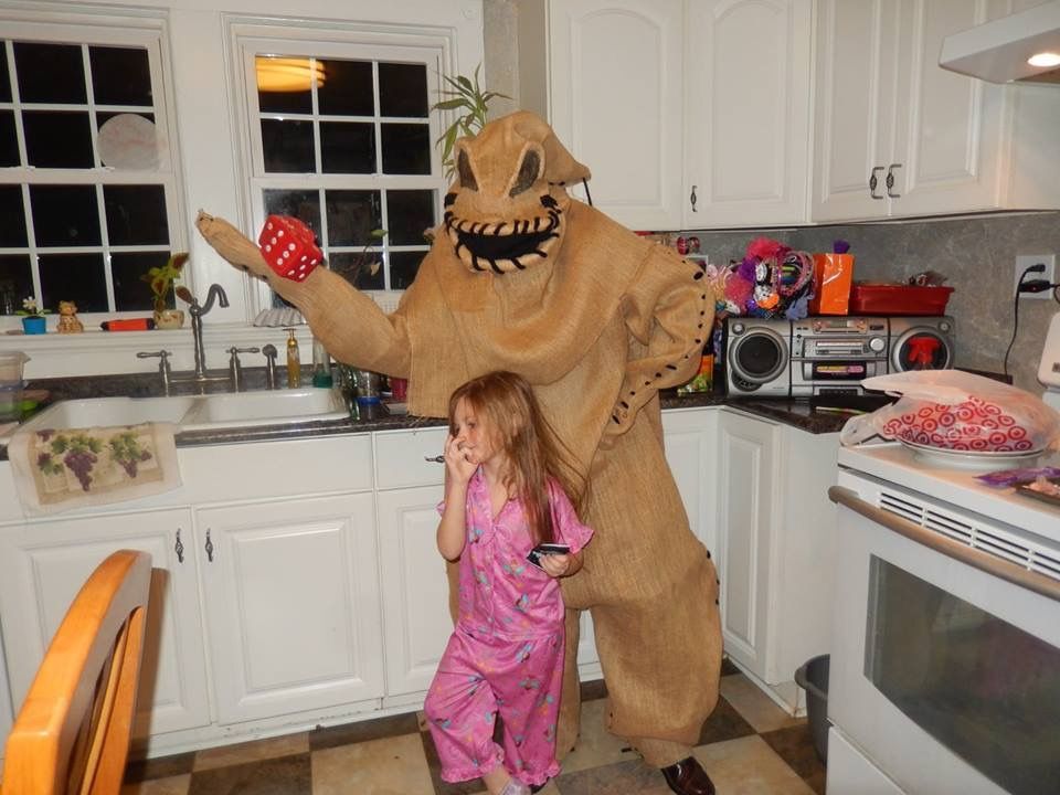 Oogie Boogie Costume (Glows) : 9 Steps (with Pictures) - Instructables