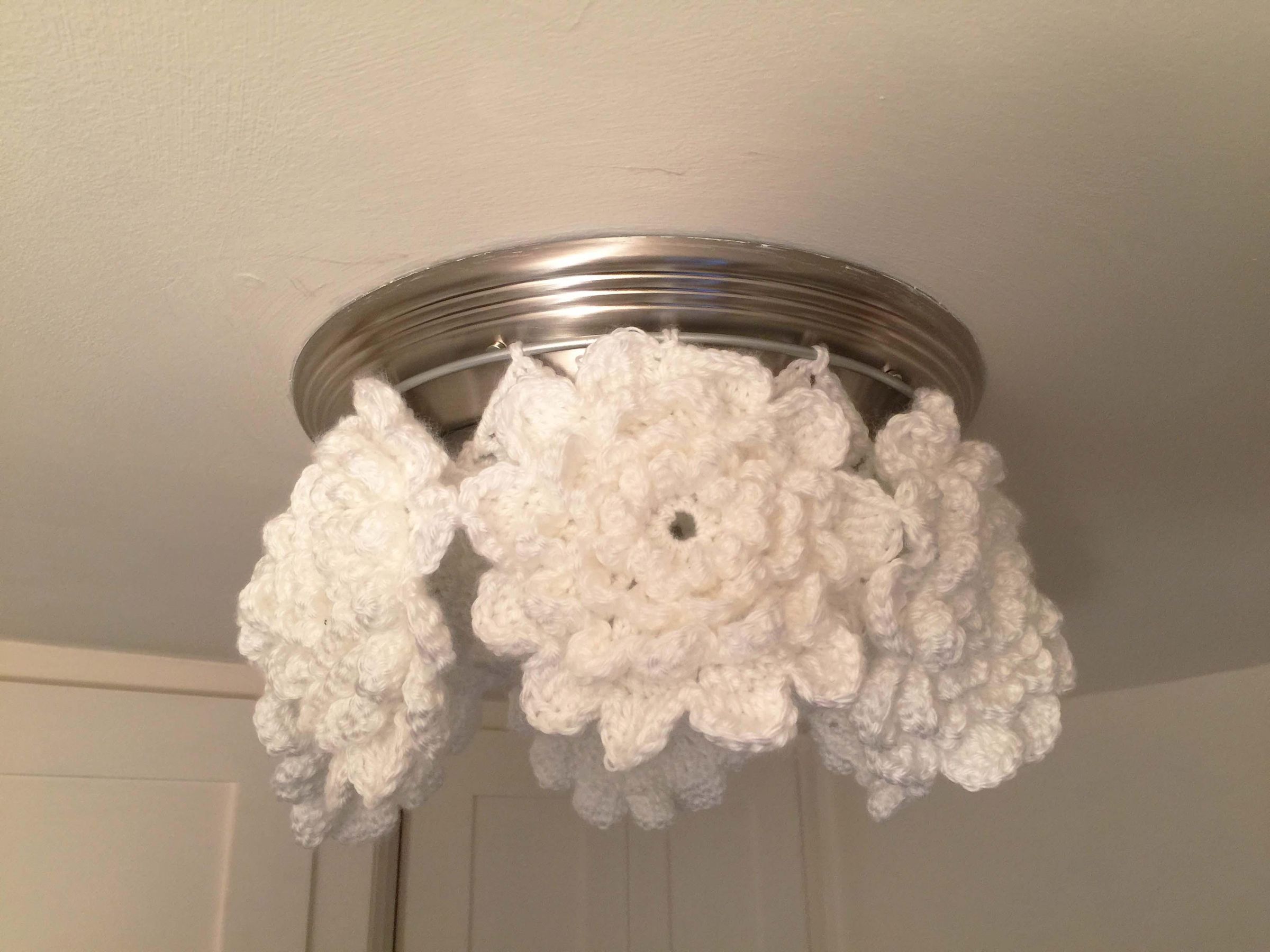 Boho Crochet Ceiling Light Globe Cover : 4 Steps (with Pictures ...