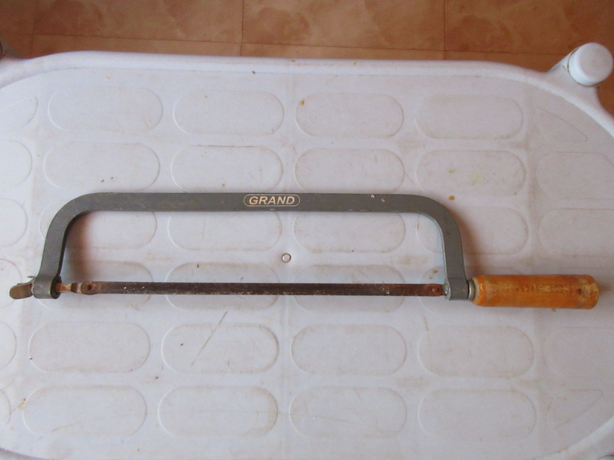 How to Make an Inkle Loom and Weaving a Simple Band : 20 Steps (with ...