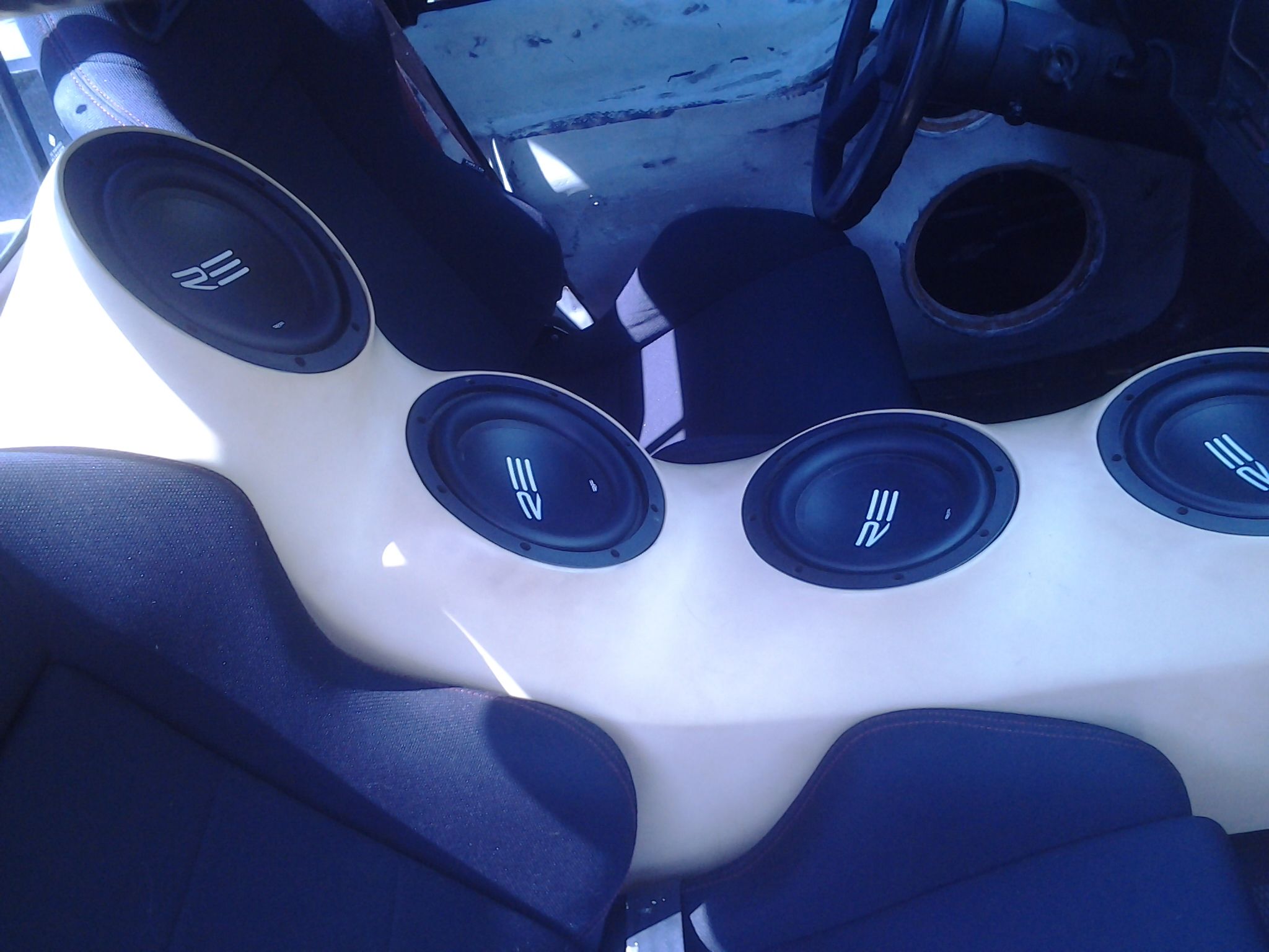 How to Build a Fiberglass Sub Box : 11 Steps (with Pictures ...