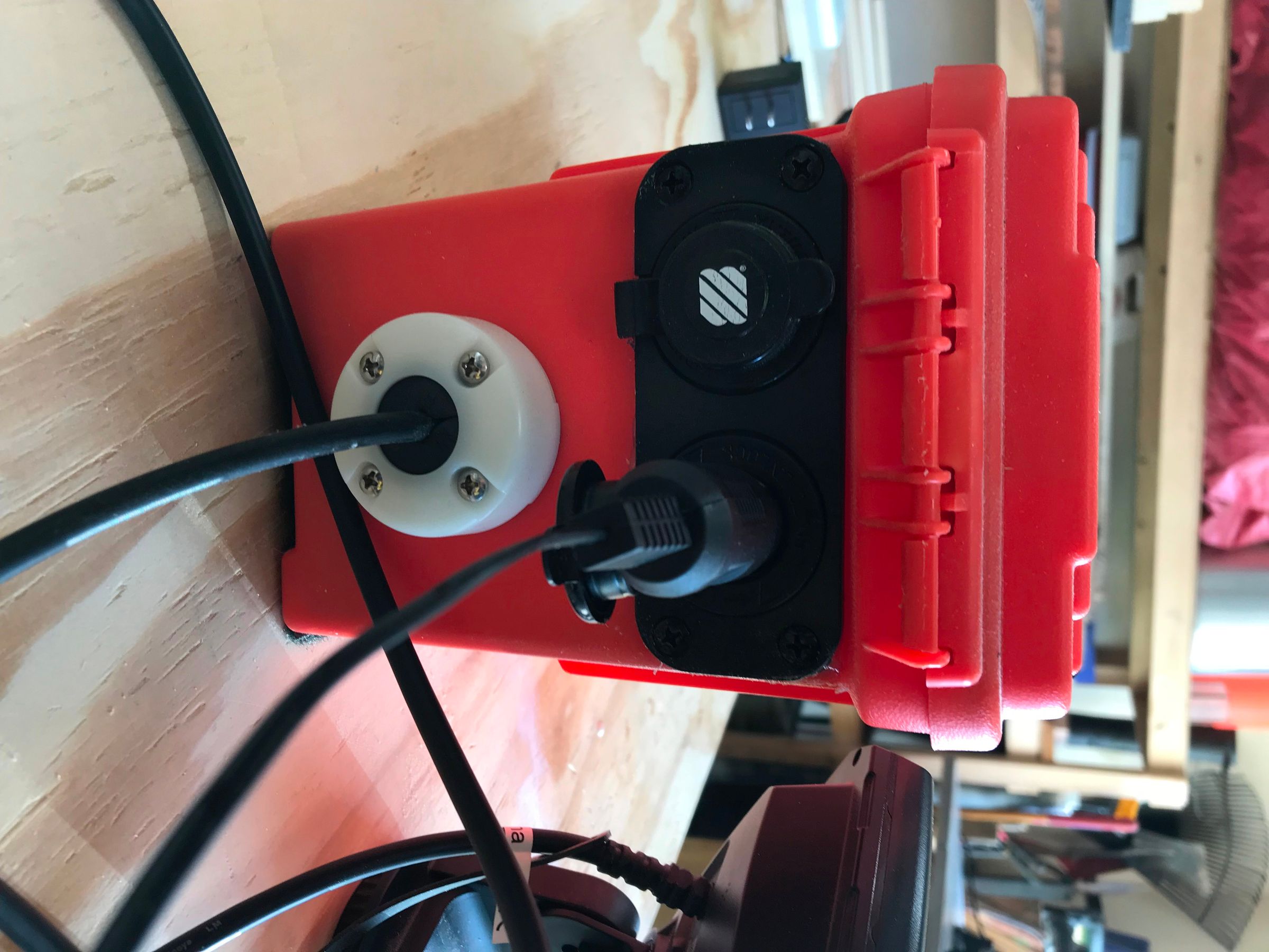 Easy to Make Battery Pack for Kayak : 5 Steps (with Pictures ...