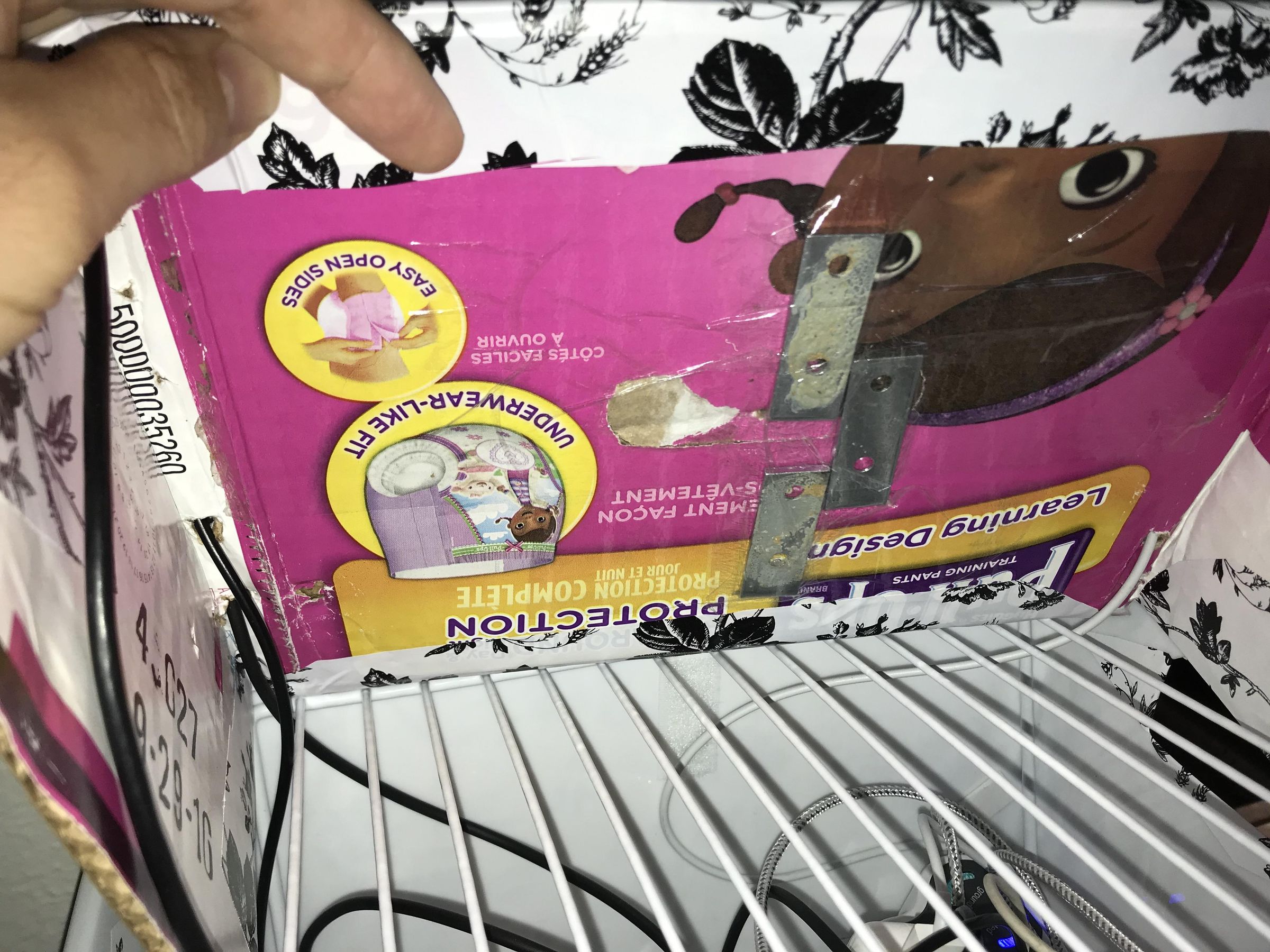 $3 Charging Station! (Dollar Tree, + Power Strip) : 7 Steps - Instructables