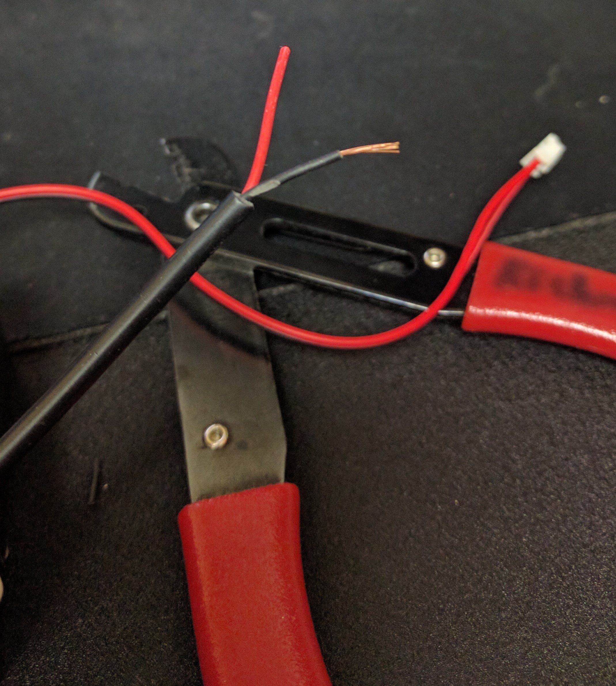 Beginner's Guide to Start an EL Wire Project : 6 Steps (with Pictures ...