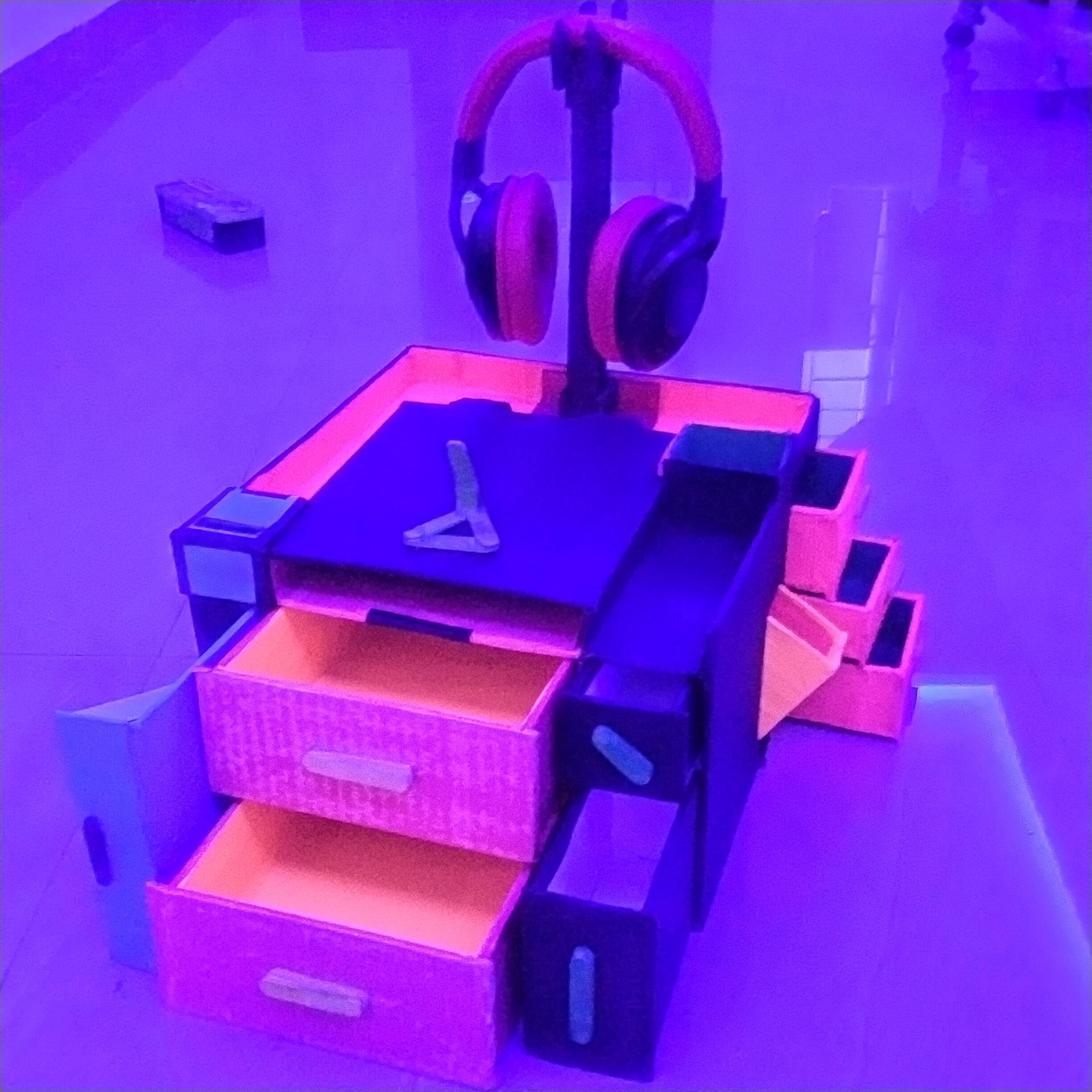 CARDBOARD COMPLEX : 15 Steps (with Pictures) - Instructables