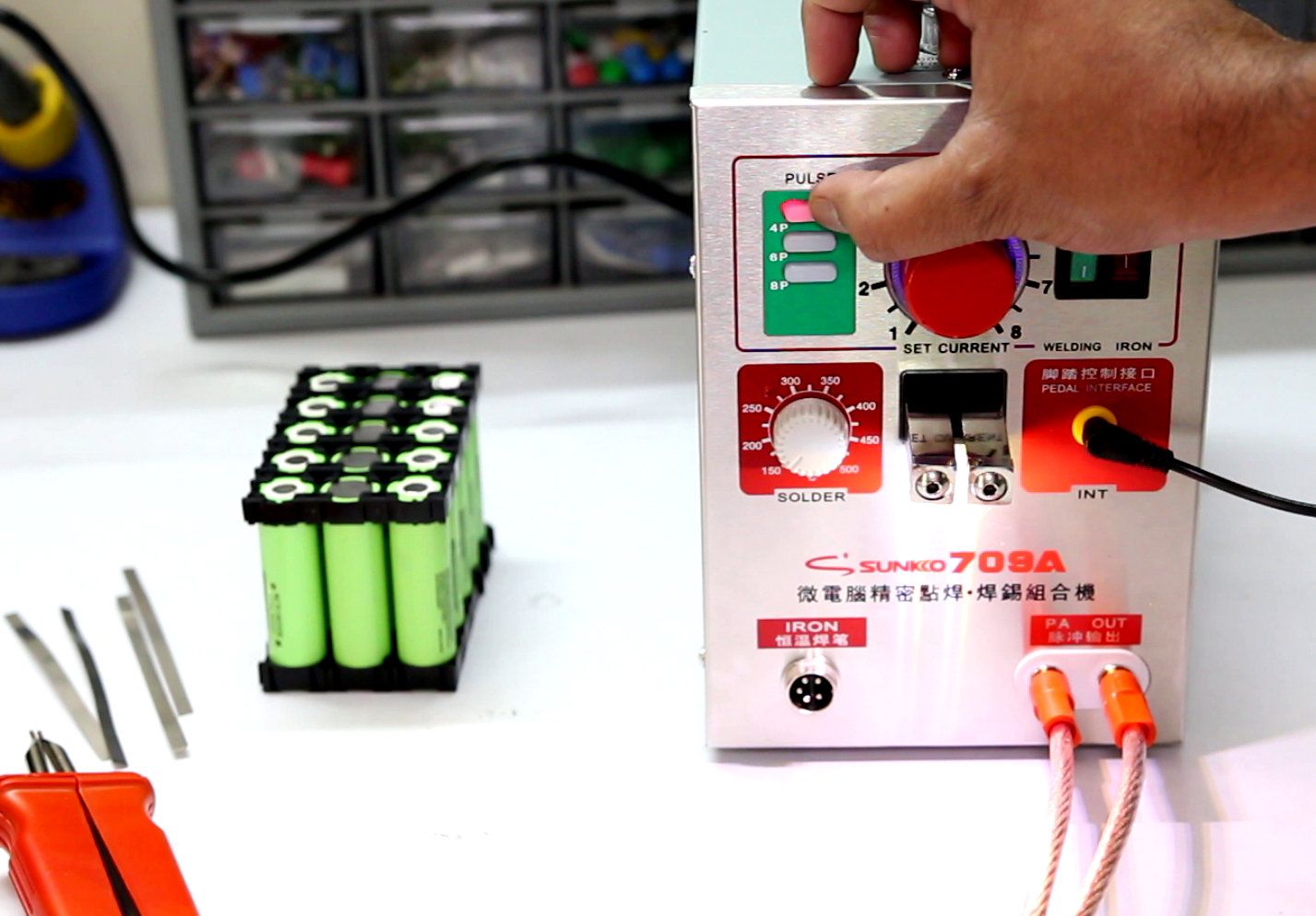 DIY Professional 18650 Battery Pack : 12 Steps (with Pictures ...