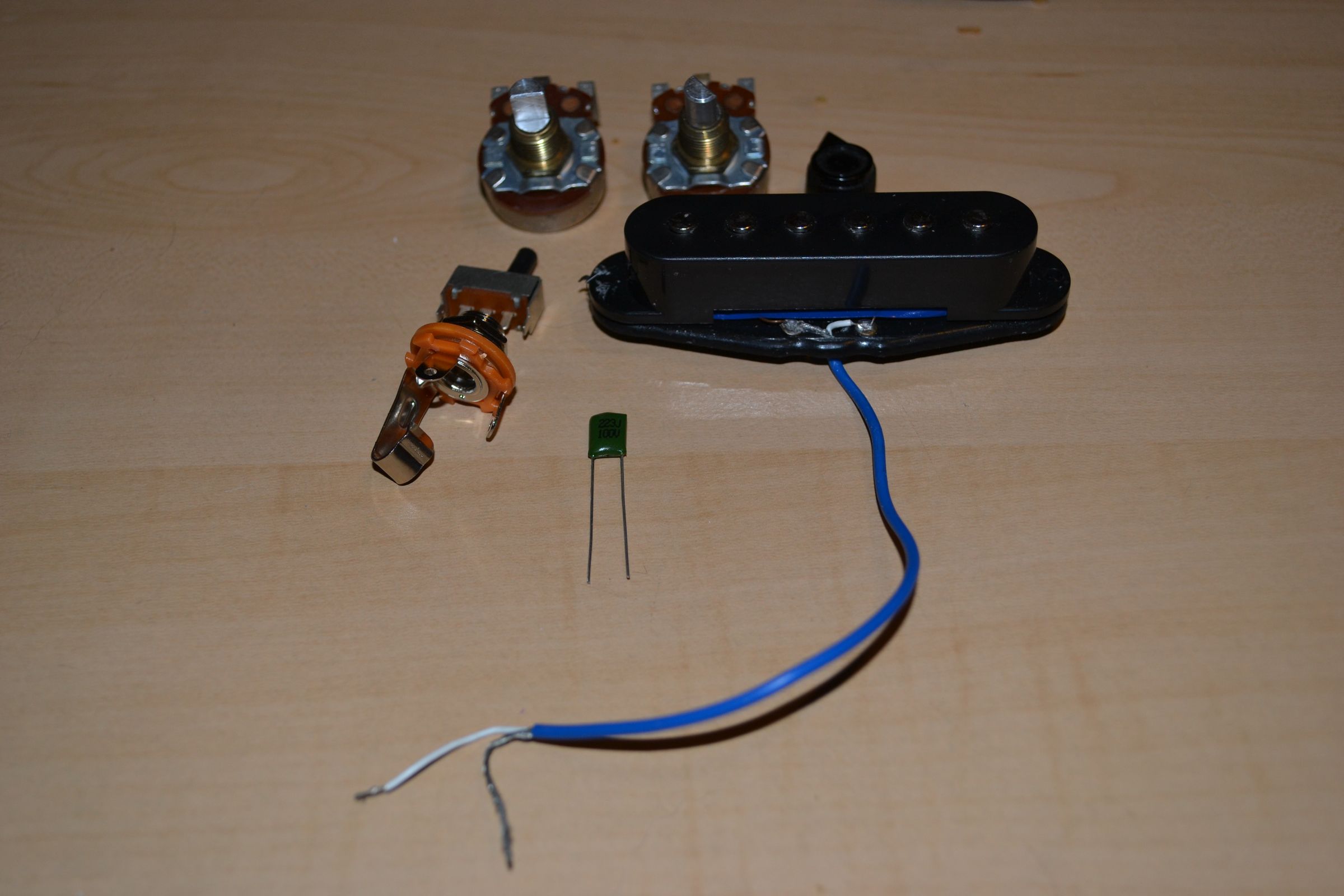 Cardboard Electric Guitar : 12 Steps (with Pictures) - Instructables