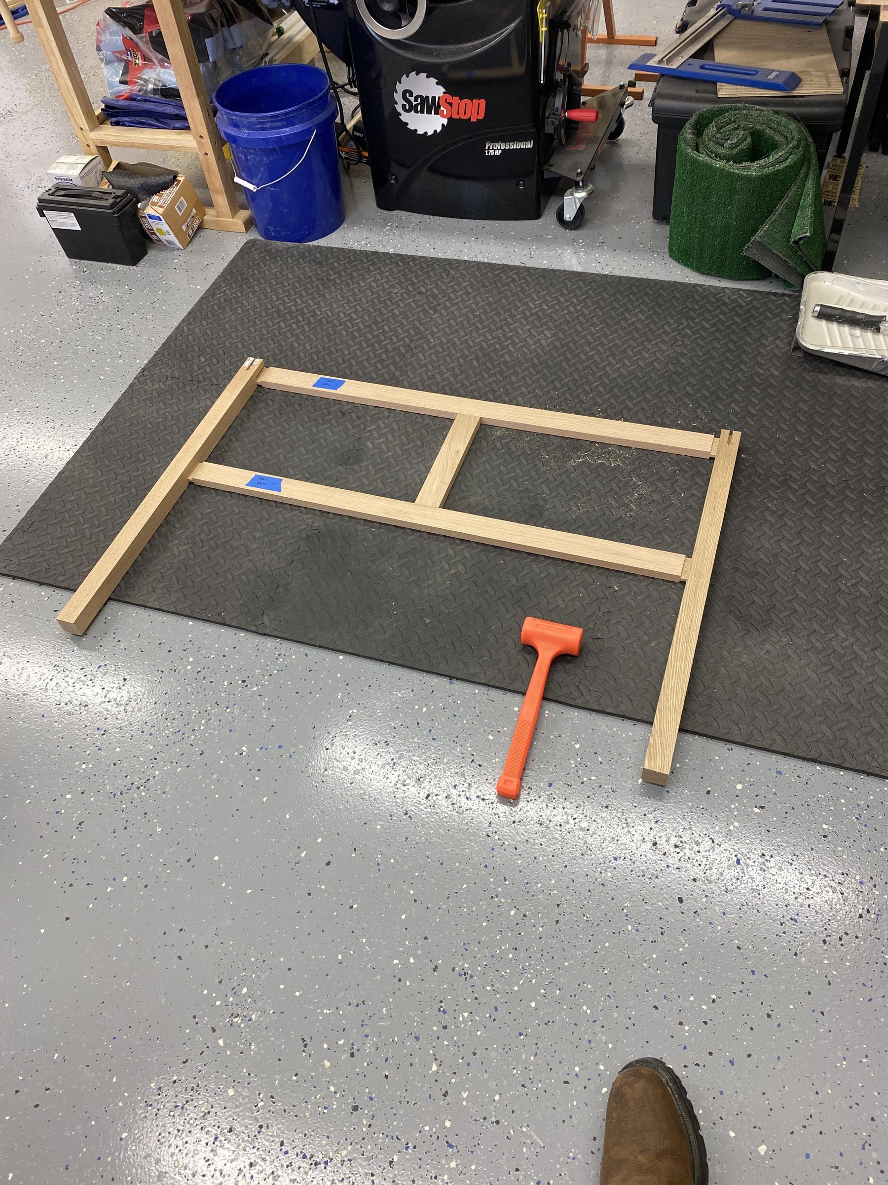 Gaming Coffee Table With Hidden Gaming Area : 4 Steps (with Pictures ...