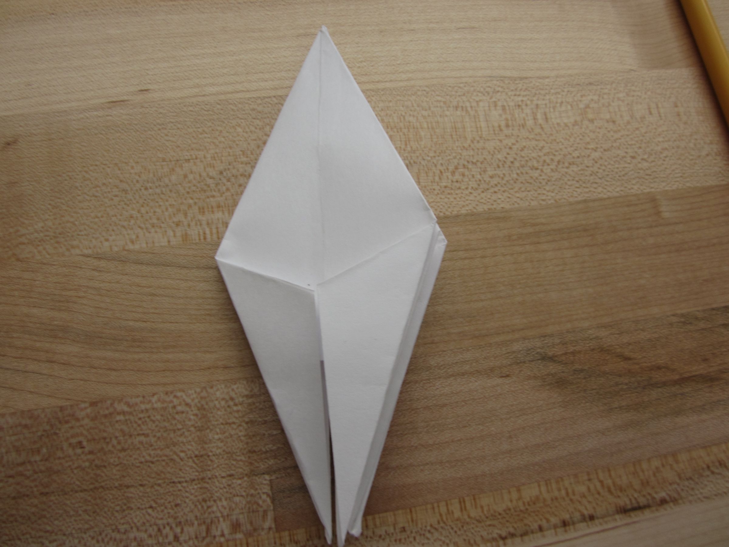 How to Make a Paper Lily : 16 Steps - Instructables