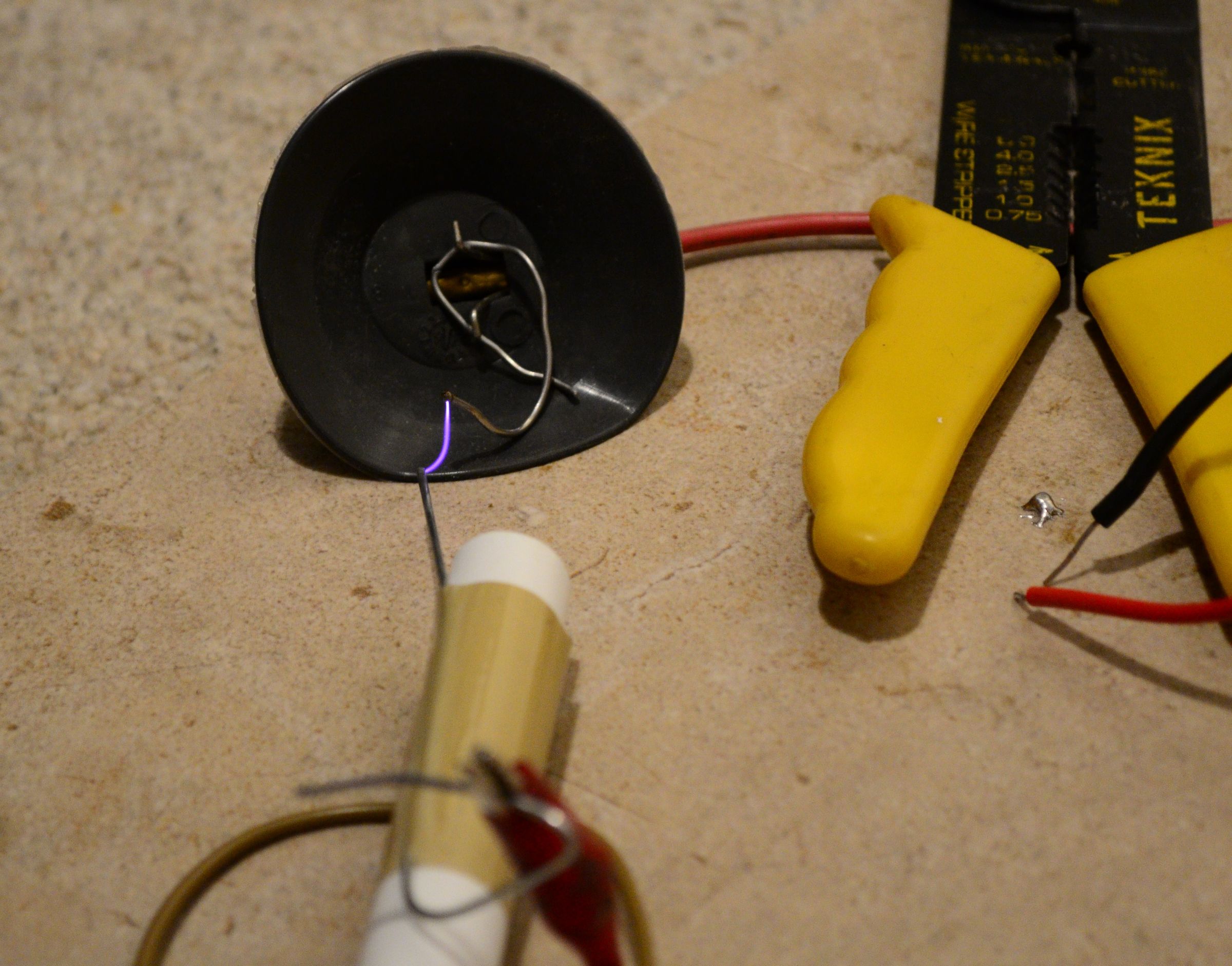 Flyback Transformer Driver for Beginners : 11 Steps (with Pictures ...
