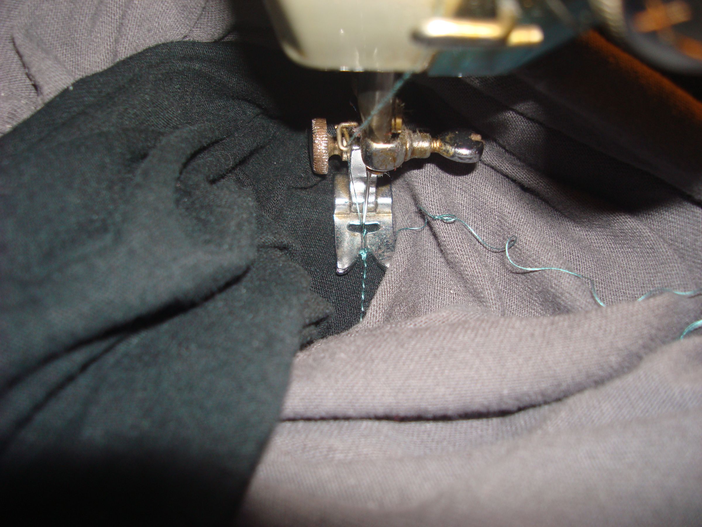 Altering Short Sleeve T-shirts to Long Sleeve T-shirts : 7 Steps ...
