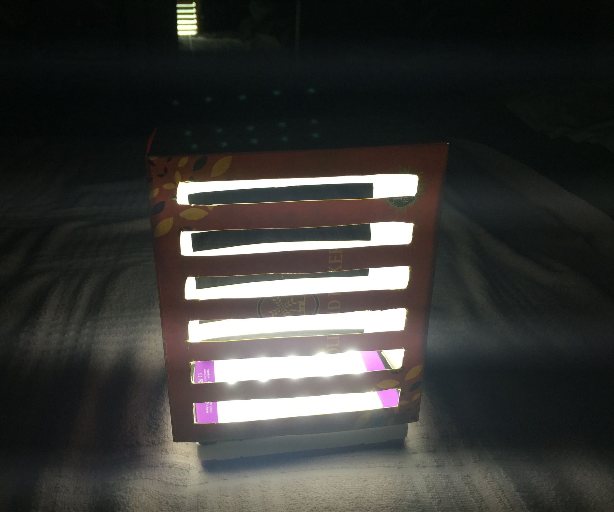 DIY CARDBOARD LIGHT : 7 Steps (with Pictures) - Instructables