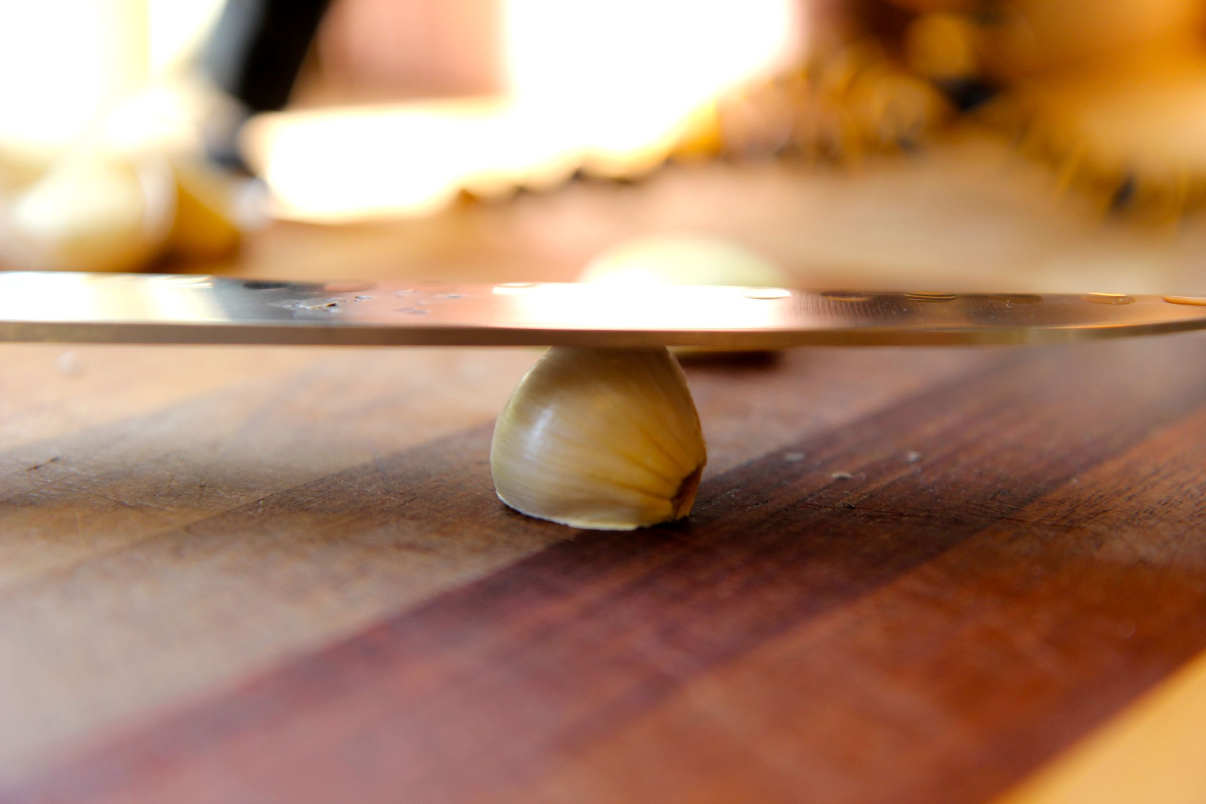 How to Chop Garlic : 8 Steps (with Pictures) - Instructables