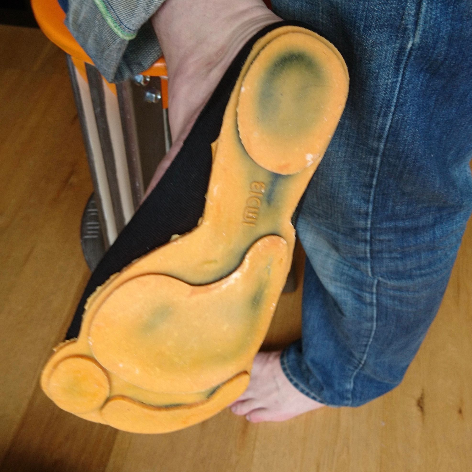Home Made Sock Shoes : 10 Steps (with Pictures) - Instructables