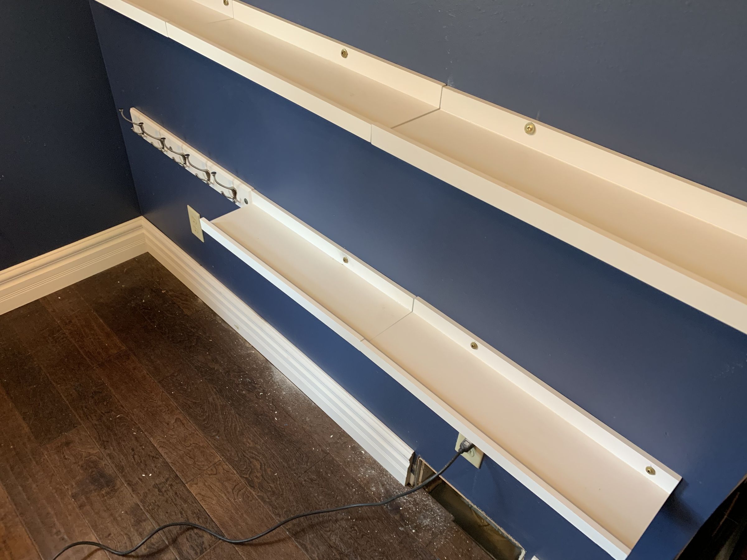Shelf Installation : 6 Steps - Instructables