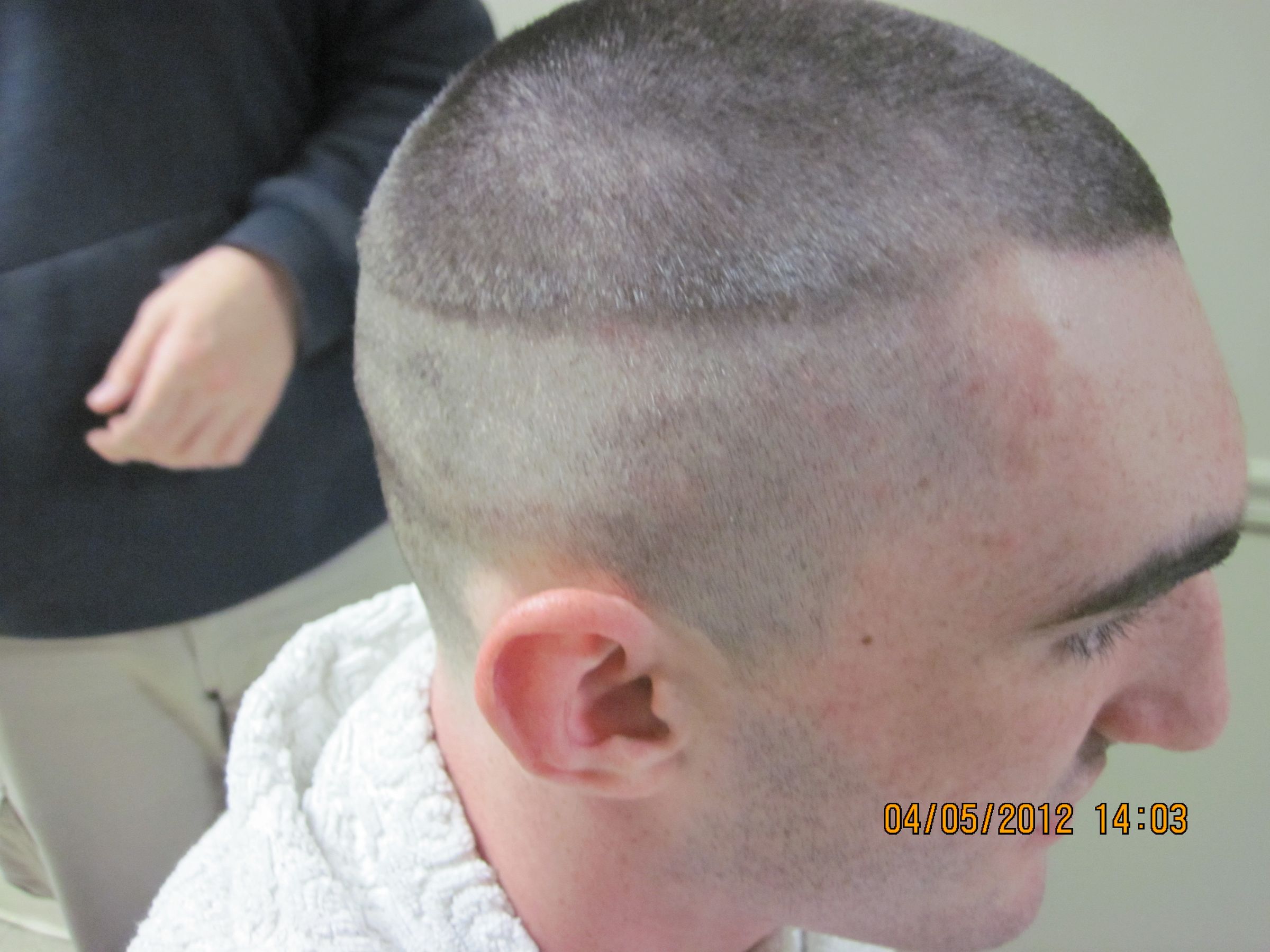 High and Tight Hair Cut : 4 Steps - Instructables