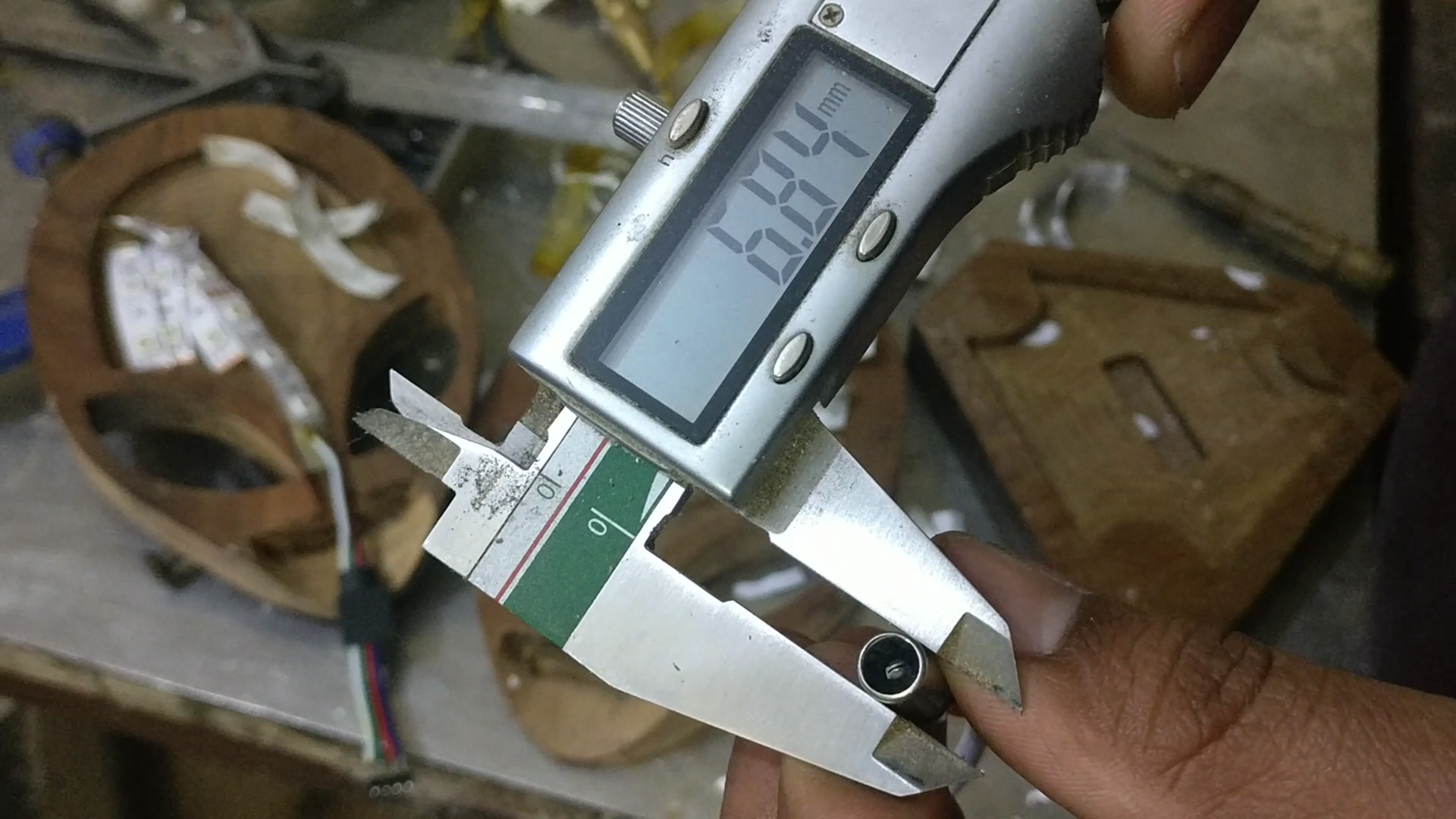 RGB Alienware Headphone Stand : 13 Steps (with Pictures) - Instructables